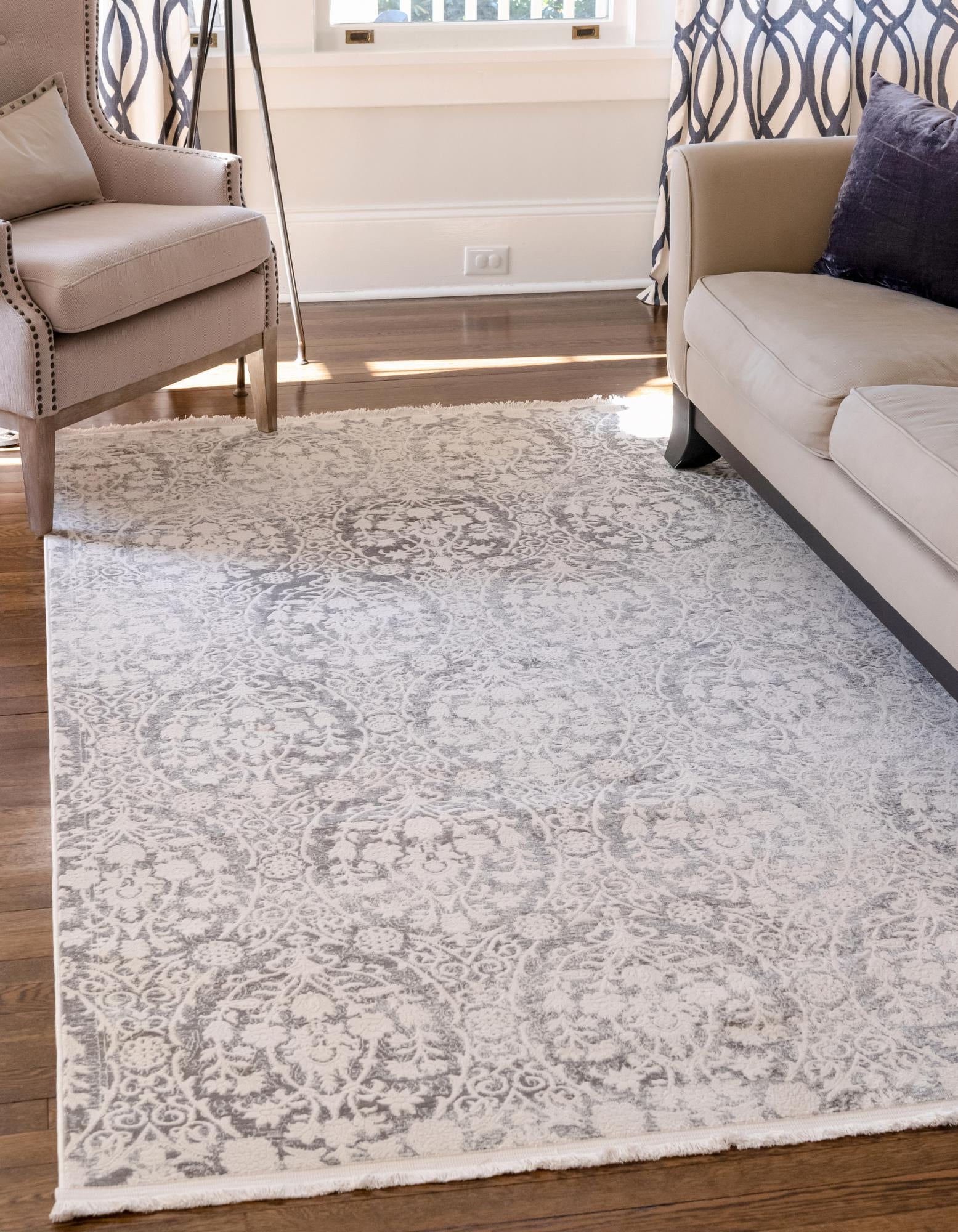 Light Gray 10' x 13' Modern Classical Rug | Rugs.com