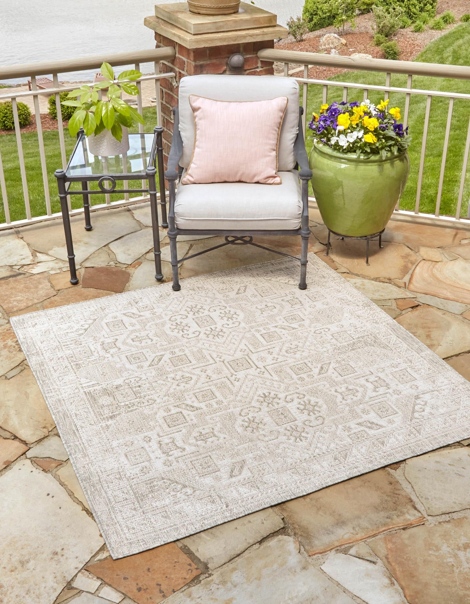 Light Gray 10' x 10' Aztec Indoor / Outdoor Square Rug | Rugs.com