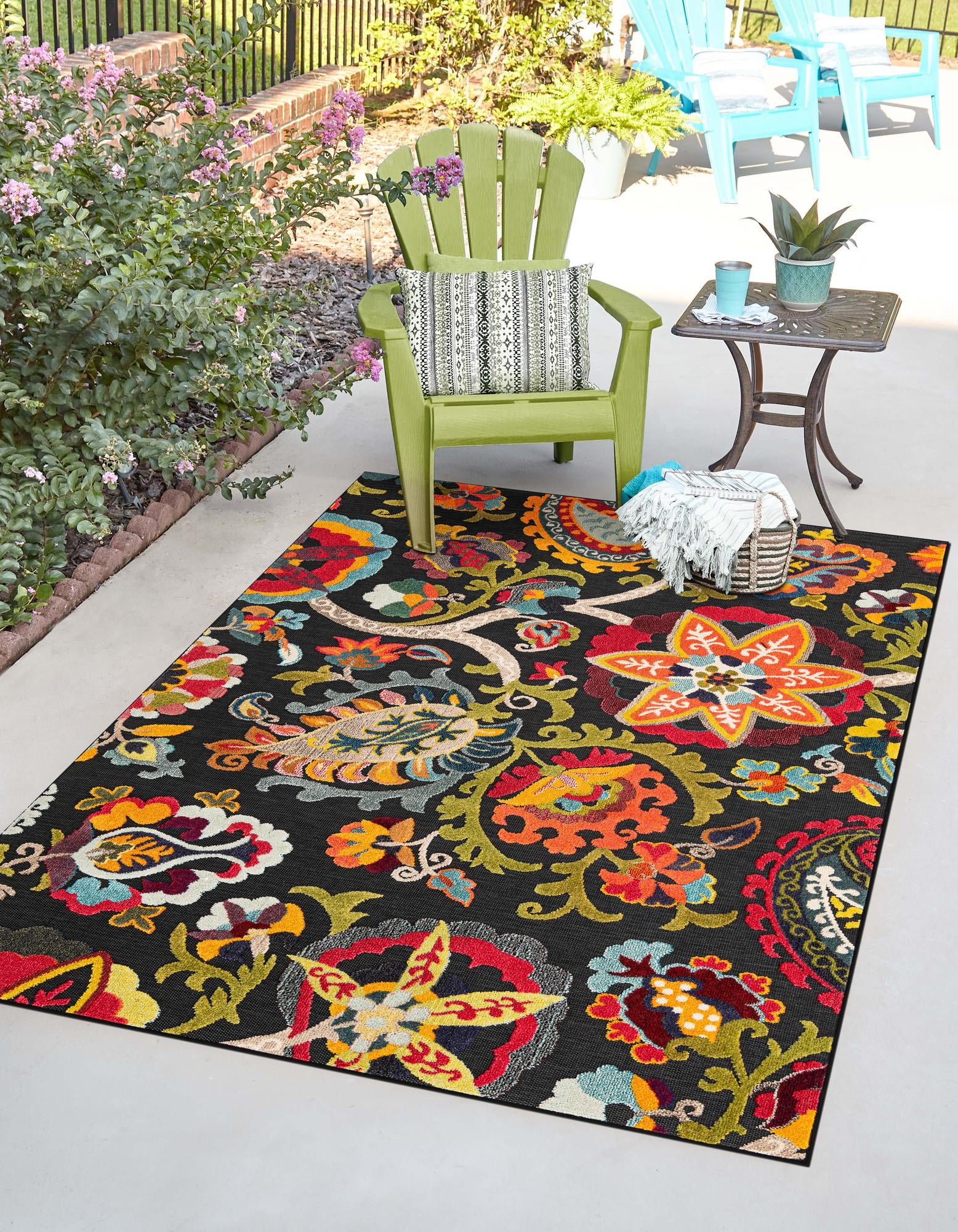 Multicolor Black 4' x 6' Casablanca Indoor / Outdoor Rug | Rugs.com