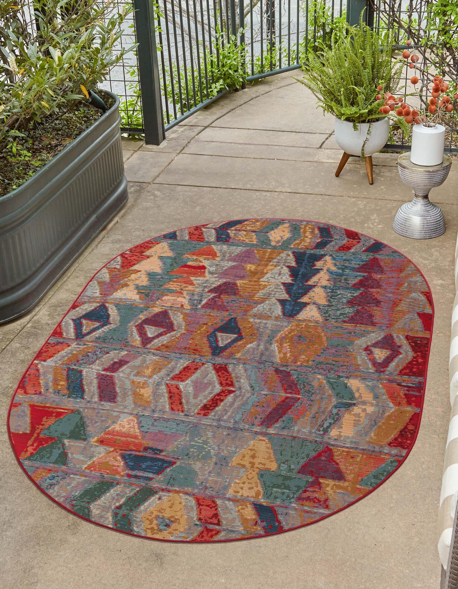 Multicolor 4' x 6' Modern Indoor / Outdoor Oval Rug | Rugs.com