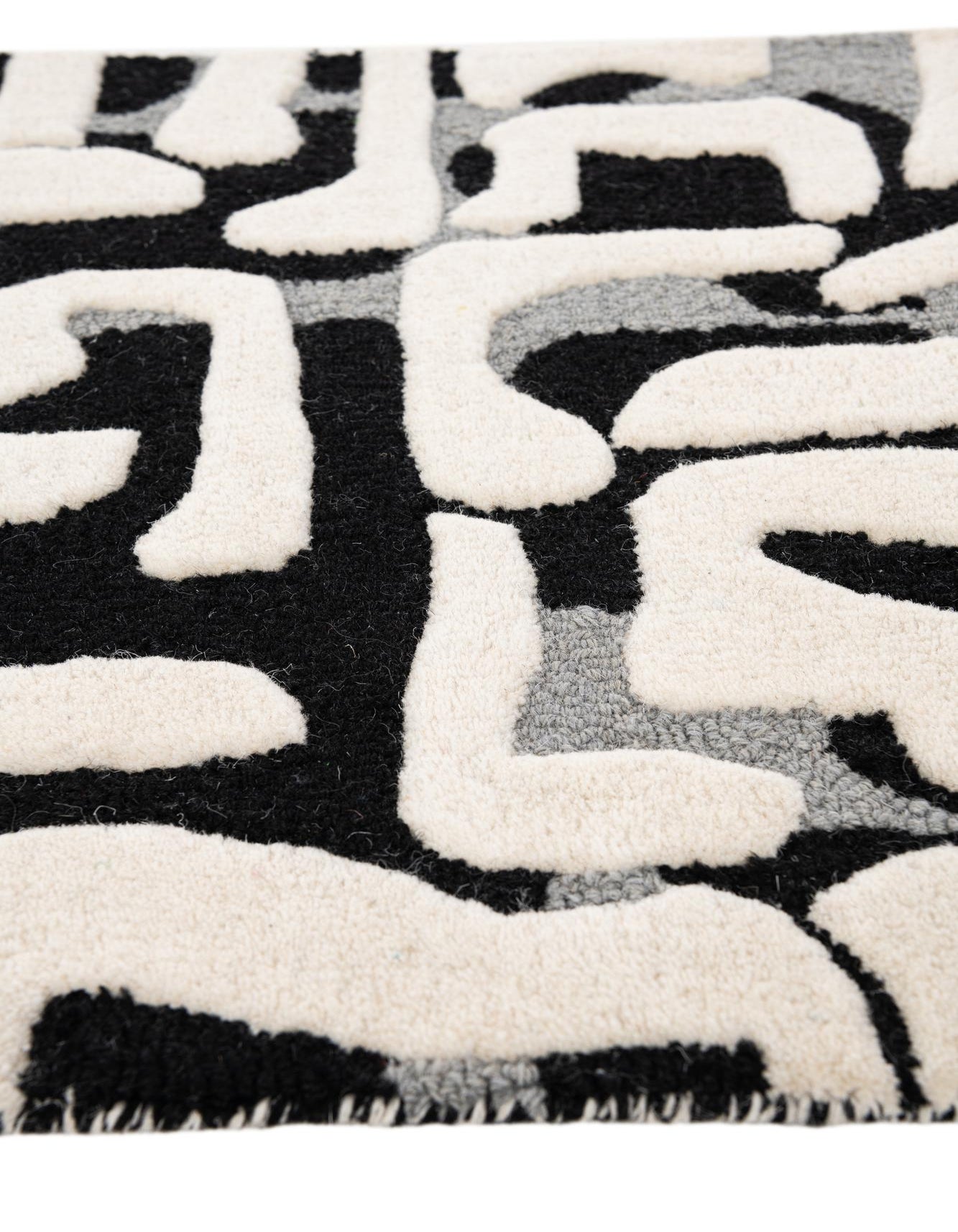 Multicolor 2' x 3' Luna Wool Rug | Rugs.com