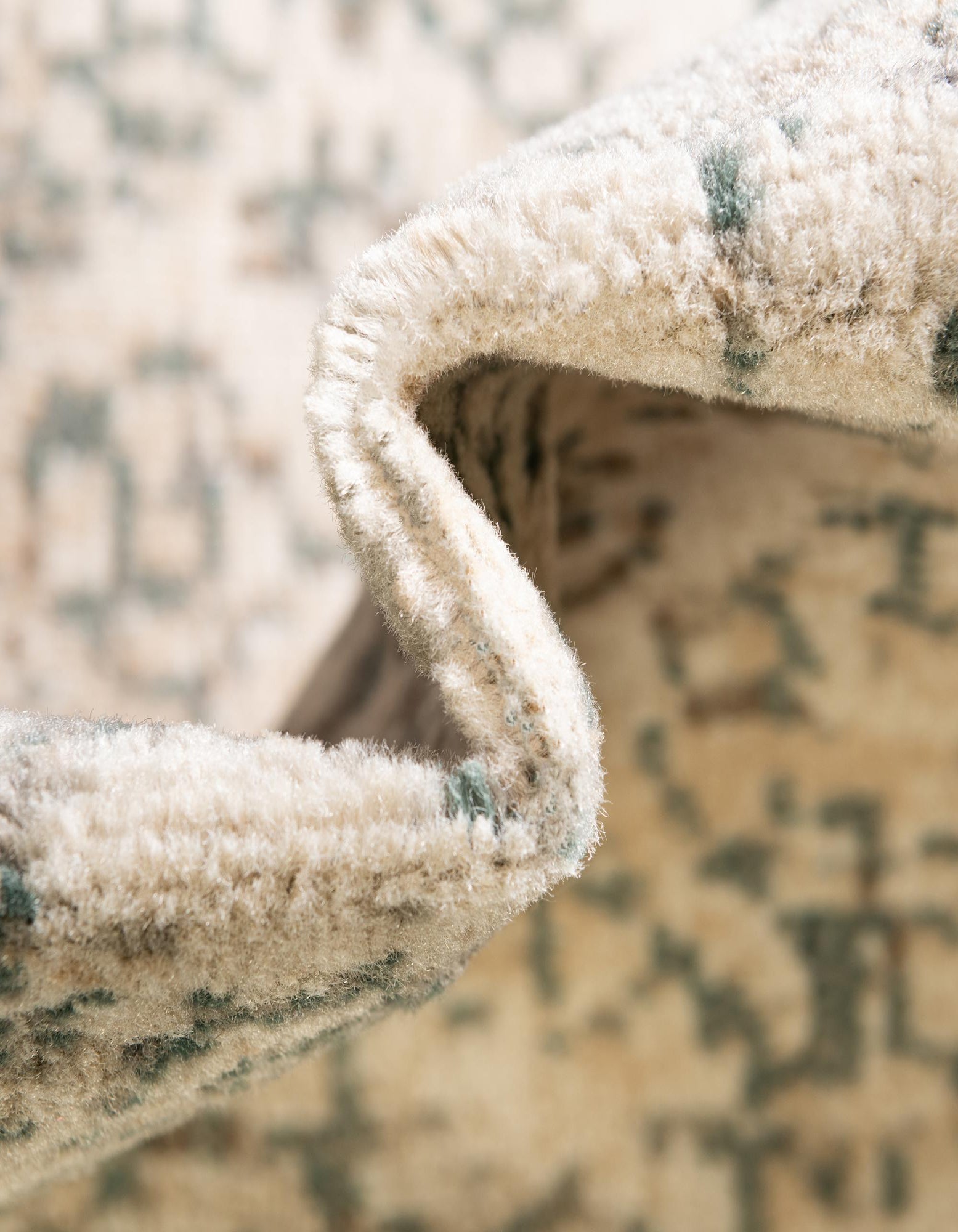 Multicolor 2' x 3' Mojave Rug | Rugs.com