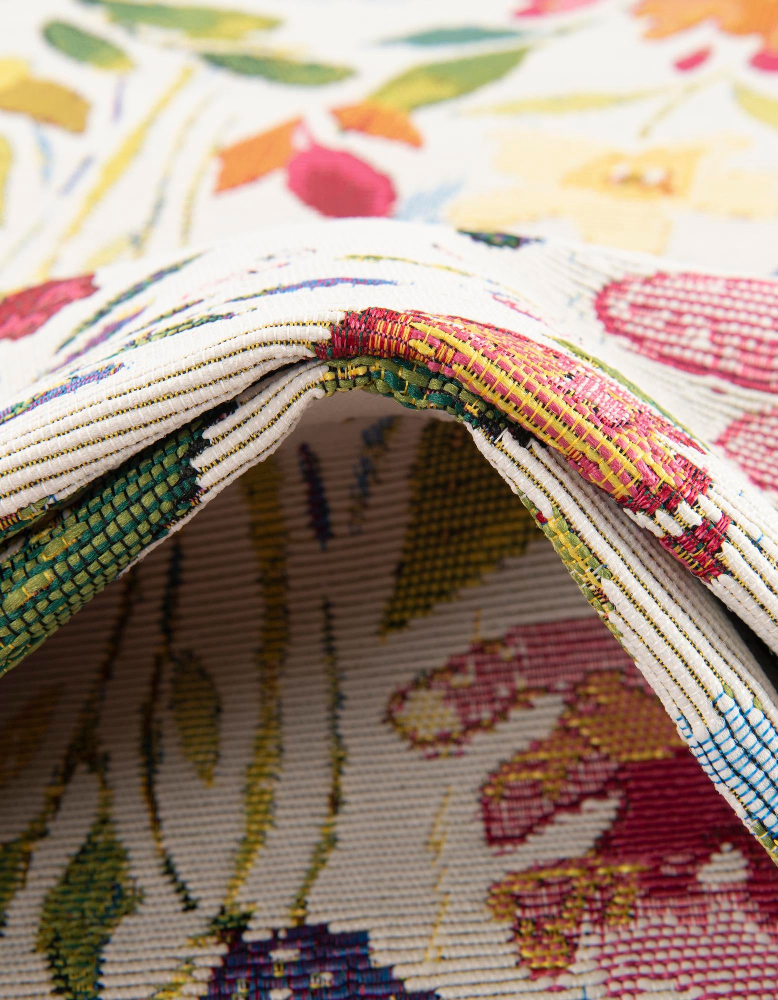 Multicolor 4' x 6' Botanical Indoor / Outdoor Rug | Rugs.com