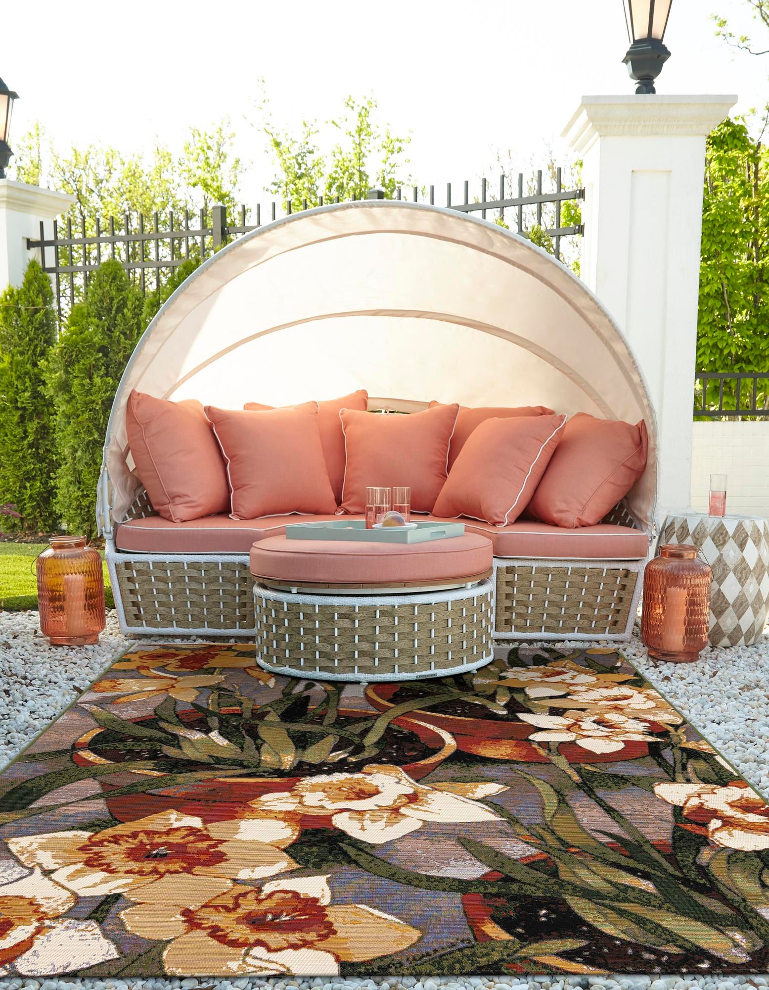 Multicolor 5' x 7' Botanical Indoor / Outdoor Rug | Rugs.com