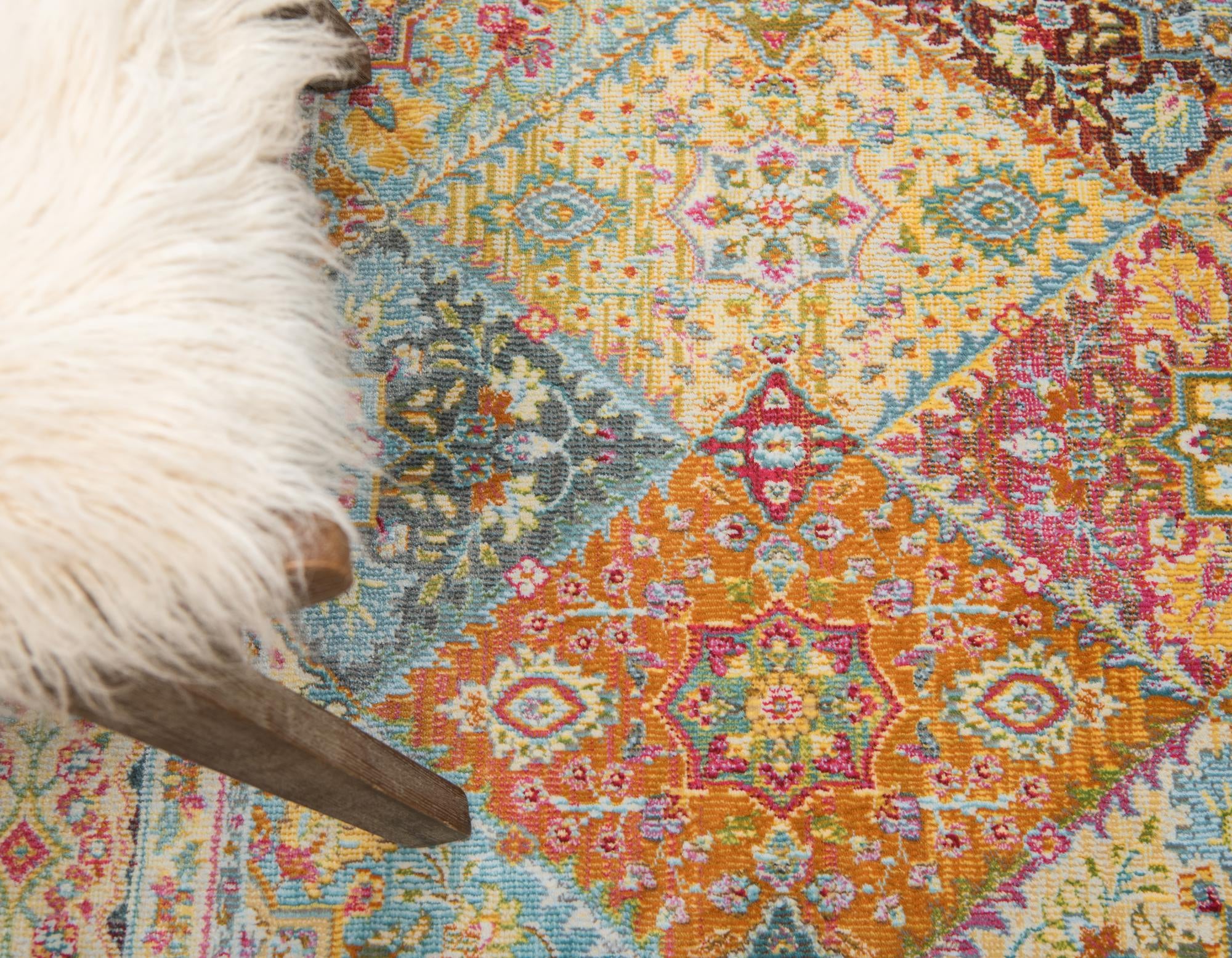 Multicolor 5' 5 x 8' Santiago Rug | Rugs.com