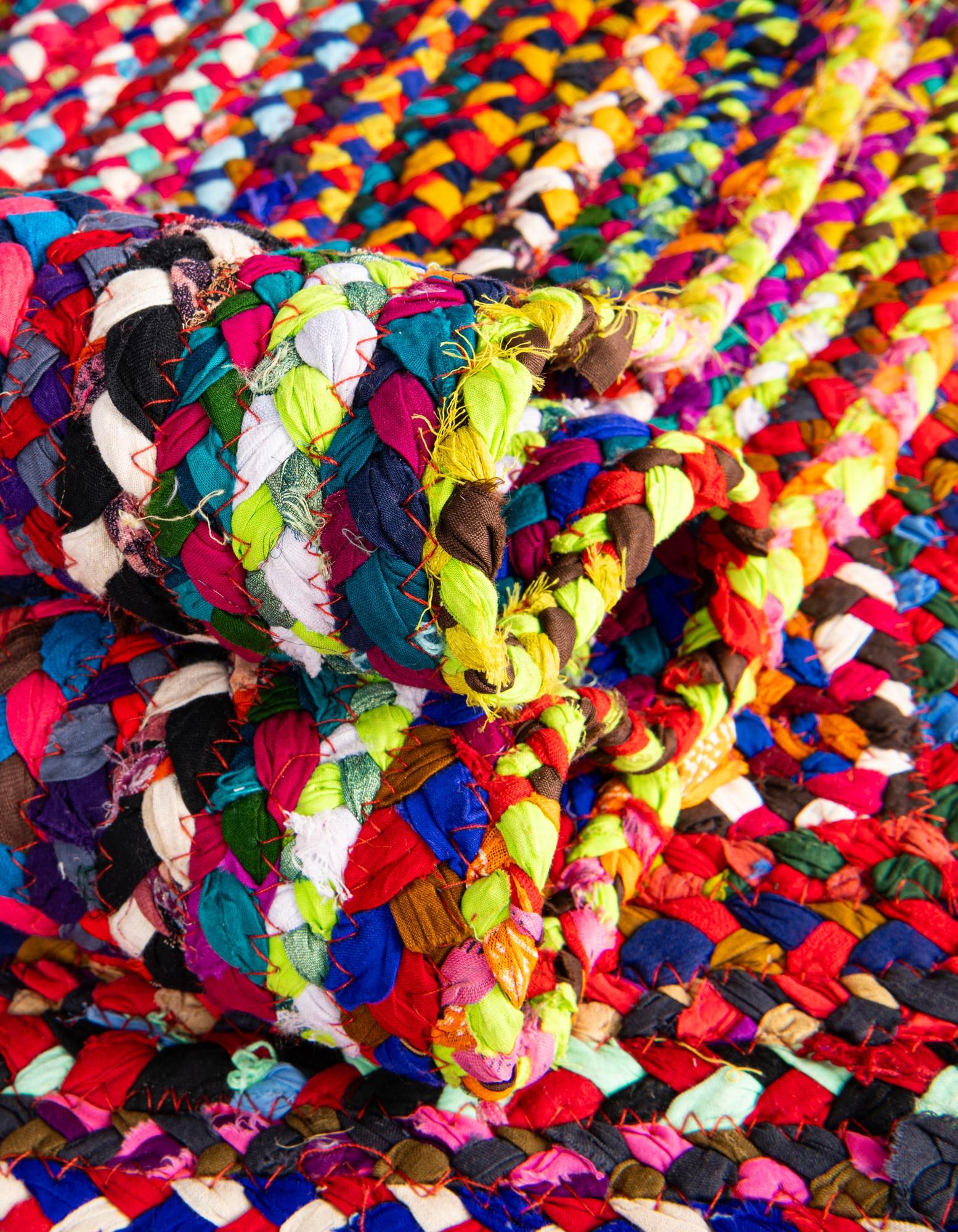 Multicolor 3' 3 x 3' 3 Hand Braided Chindi Round Rug | Rugs.com