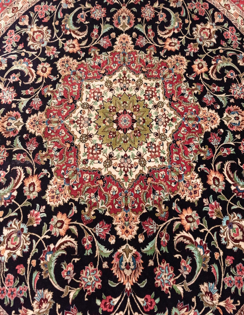 Multicolor 6' 7 x 6' 7 Ghom Silk Round Rug | Rugs.com