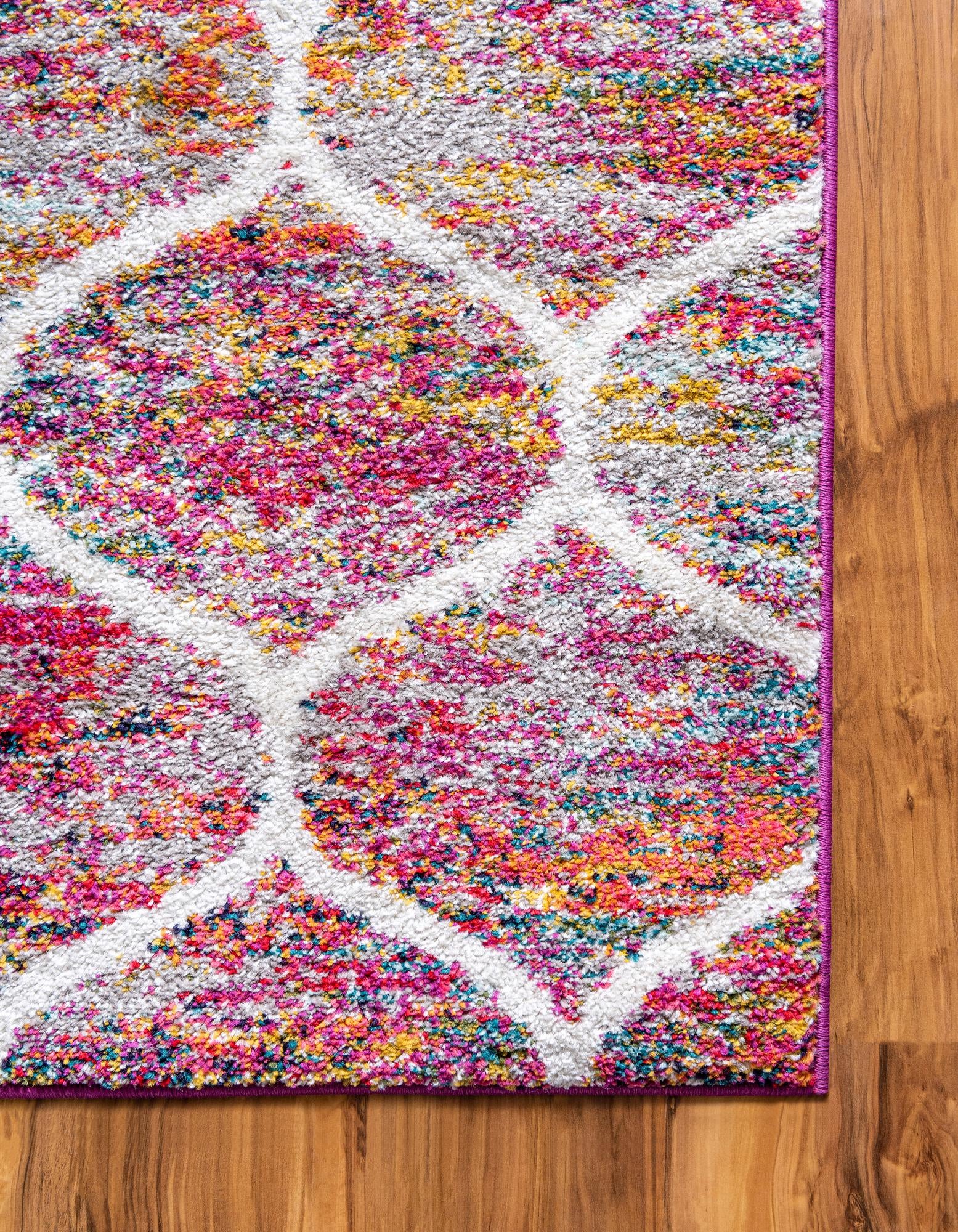 Multicolor 7' 10 x 7' 10 Lattice Frieze Square Rug | Rugs.com