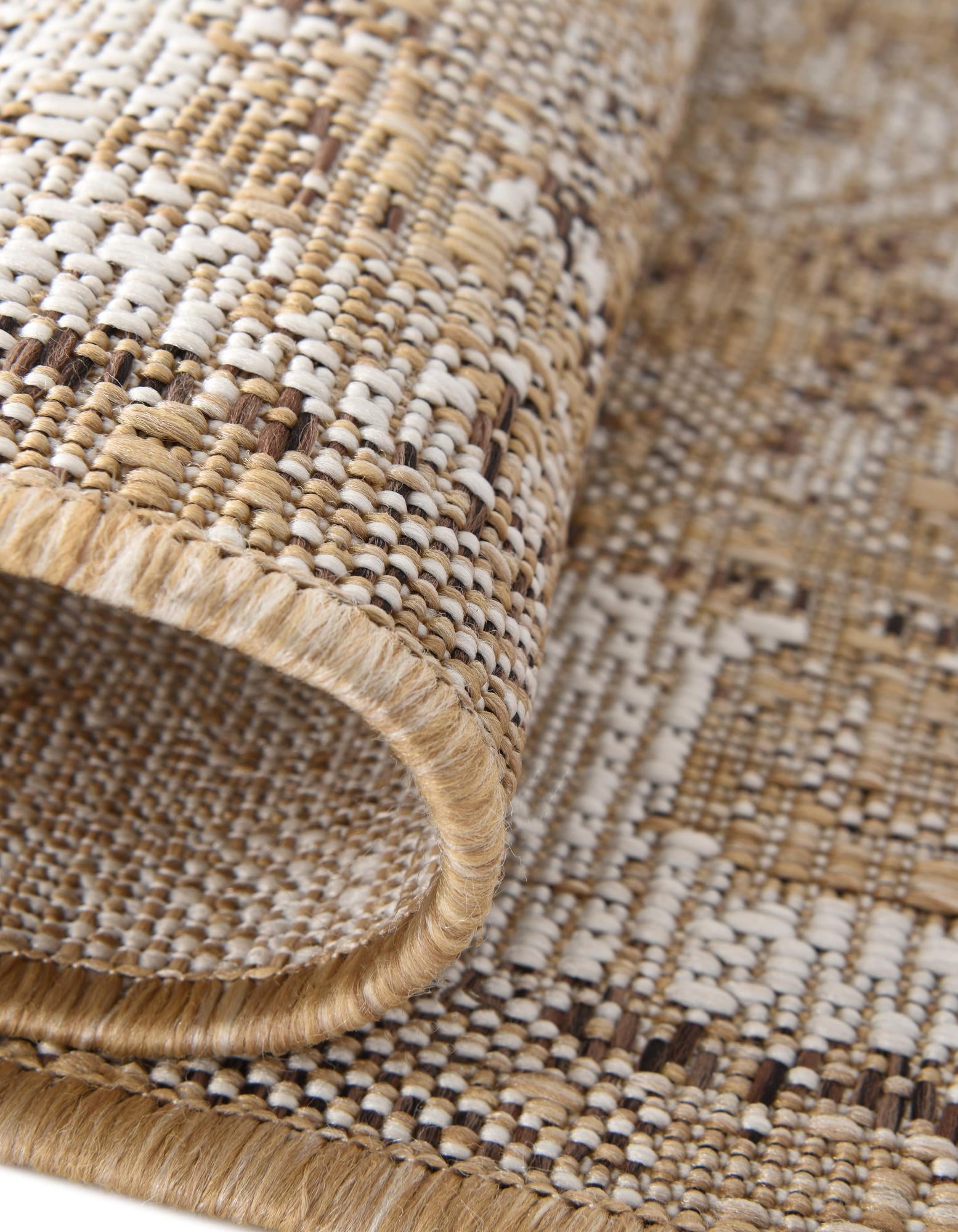 Natural 7' 10 x 10' Traditional Indoor / Outdoor Oval Rug | Rugs.com