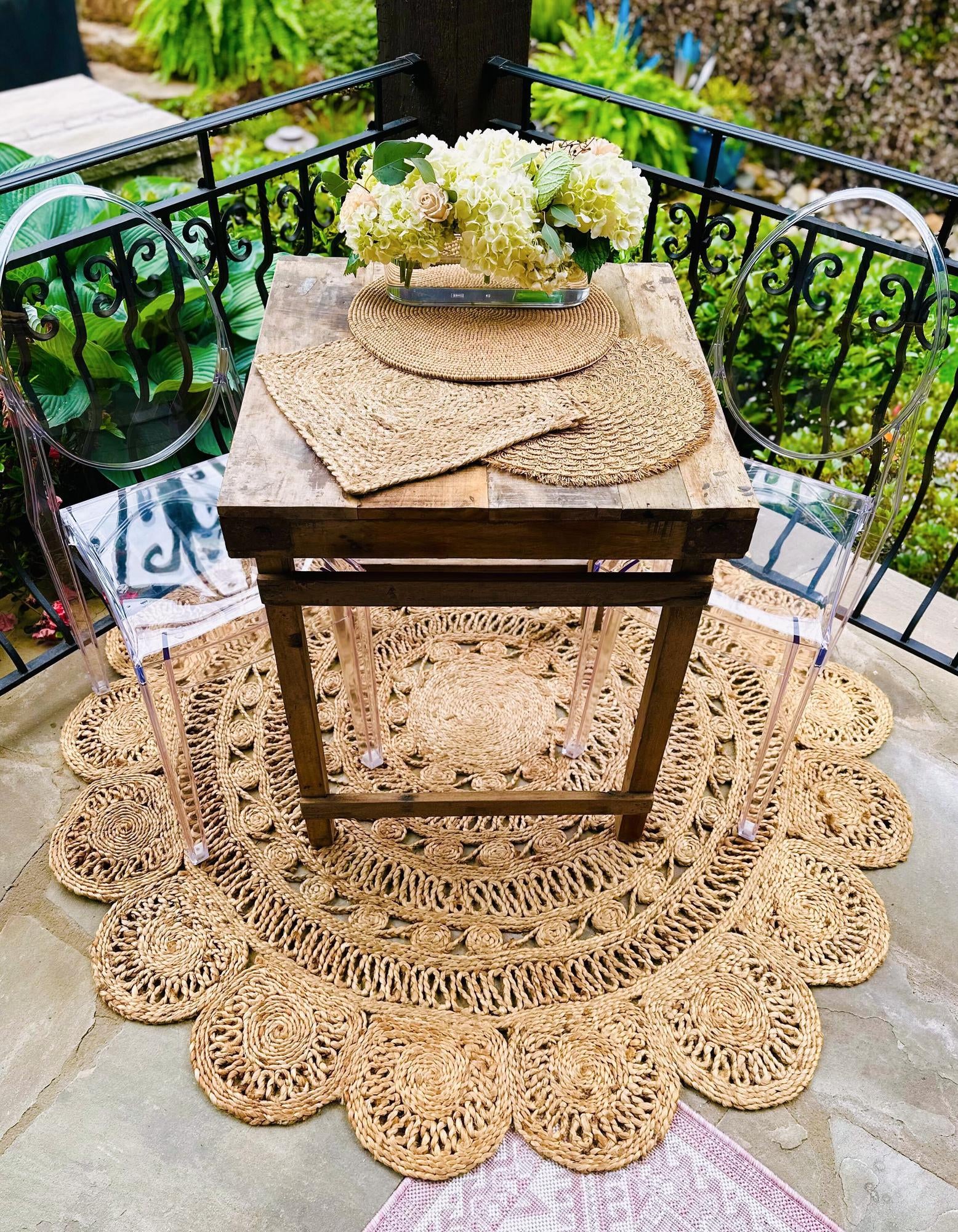 Natural 6' 1 x 6' 1 Hand Braided Jute Round Rug | Rugs.com