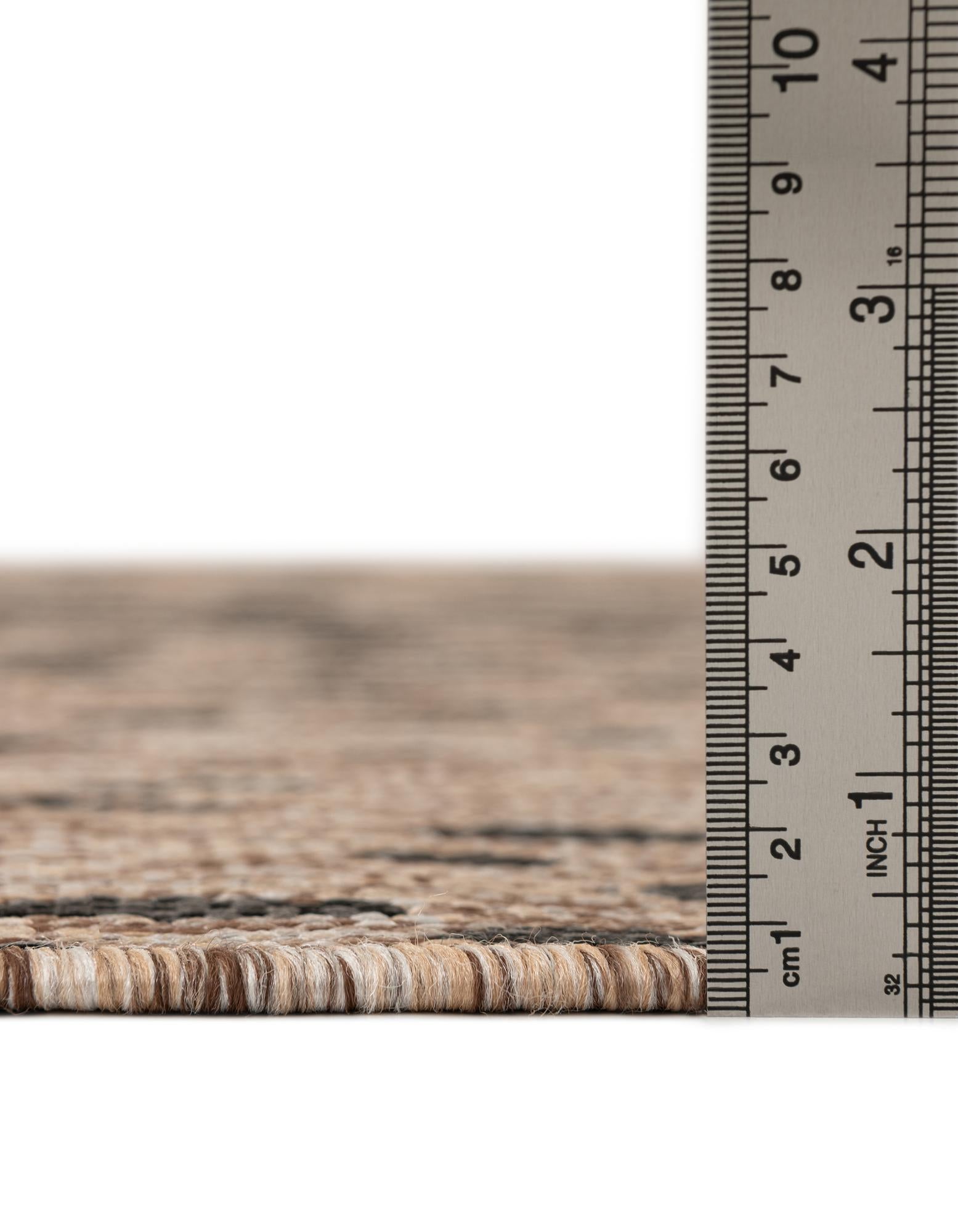 Natural 3' x 3' Safari Indoor / Outdoor Round Rug | Rugs.com