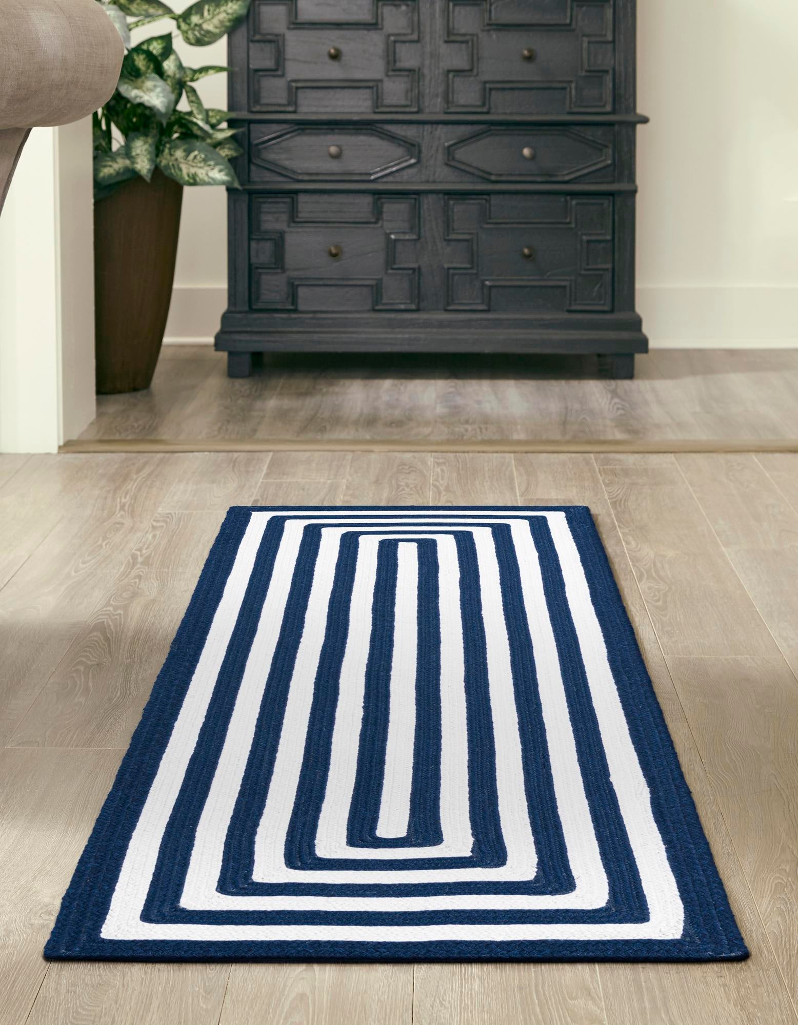 Navy Blue and White 2' x 4' 1 Hand Woven Eco Verse Indoor Washable ...