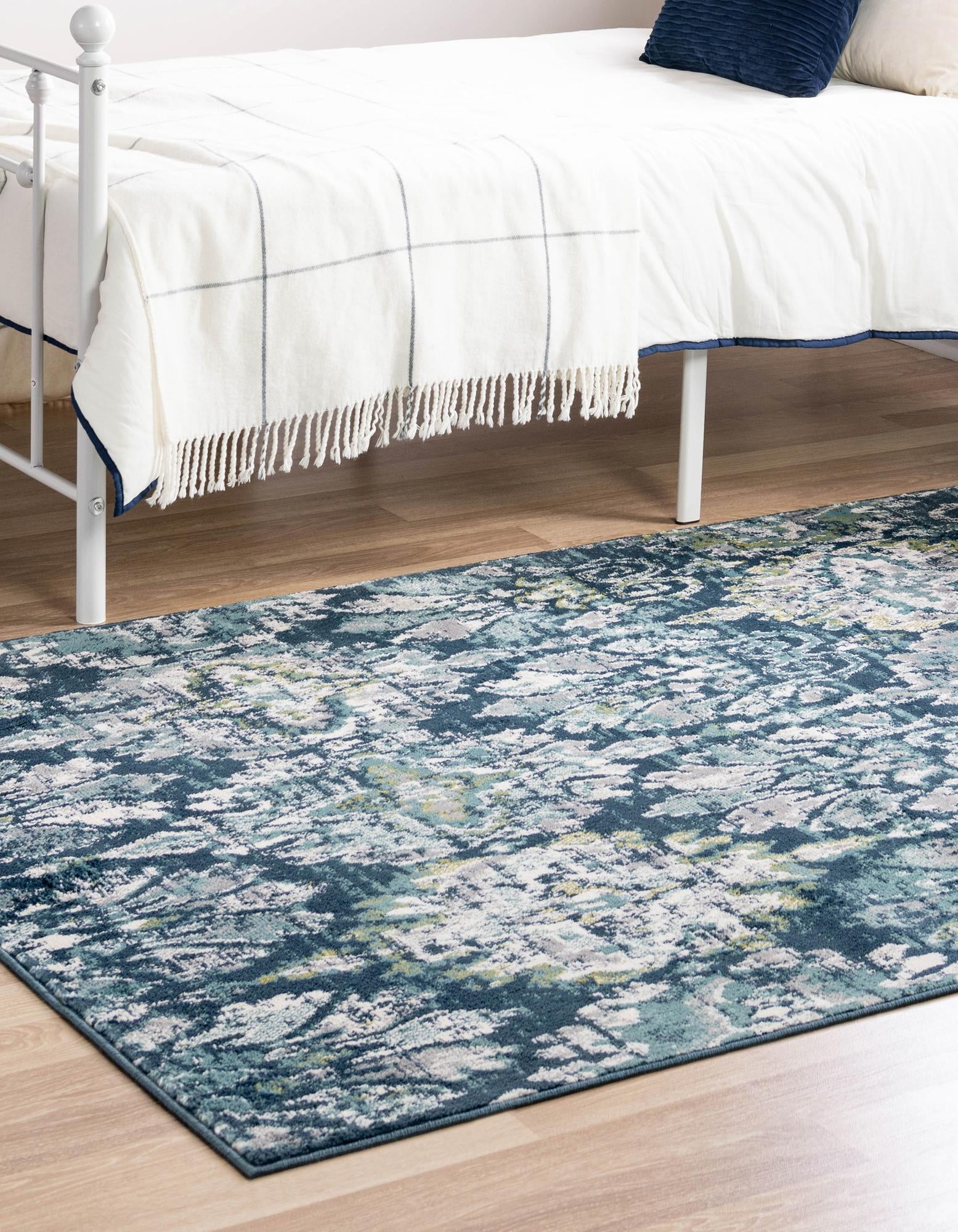 Navy Blue 4' x 6' Charleston Rug | Rugs.com