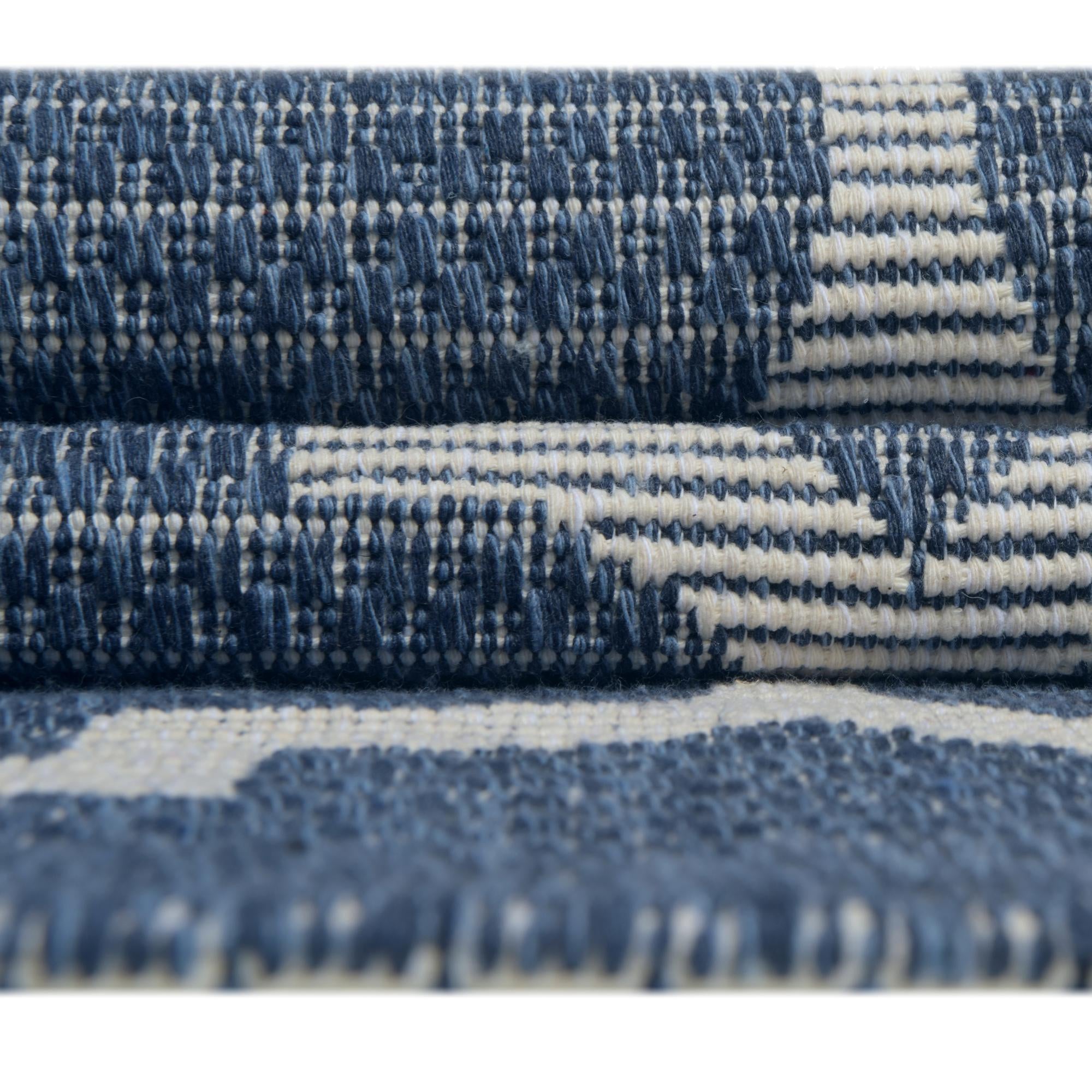 Navy Blue 7' 5 x 10' Georgia Rug | Rugs.com