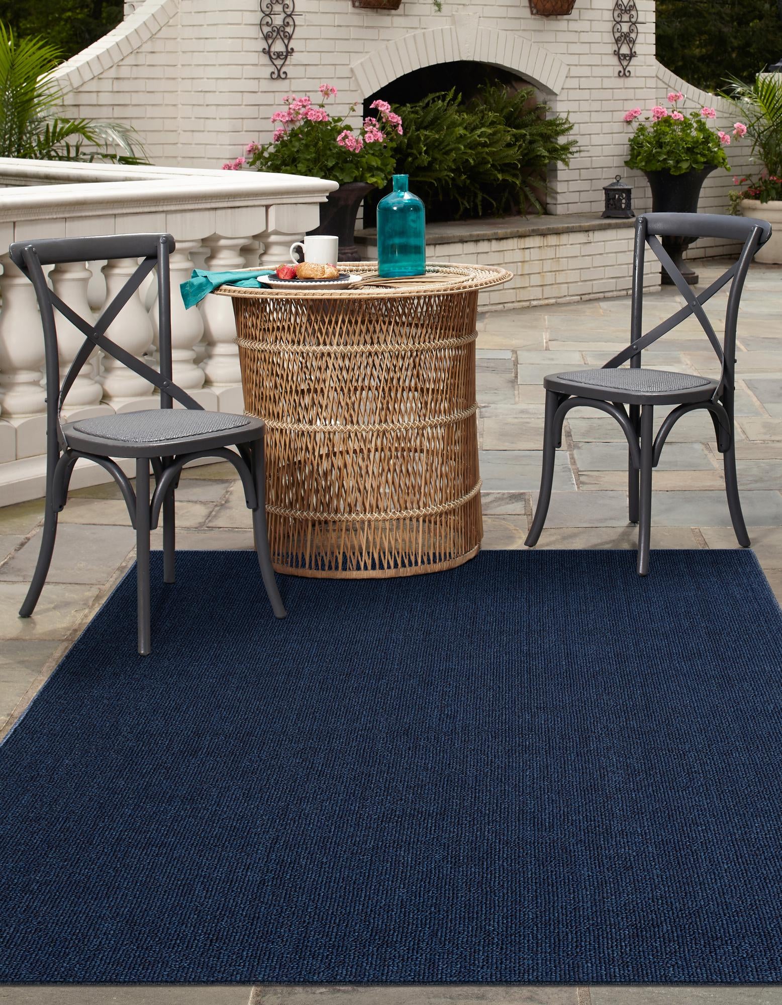 Navy Blue 10' x 14' 1 Solid Indoor / Outdoor Rug | Rugs.com