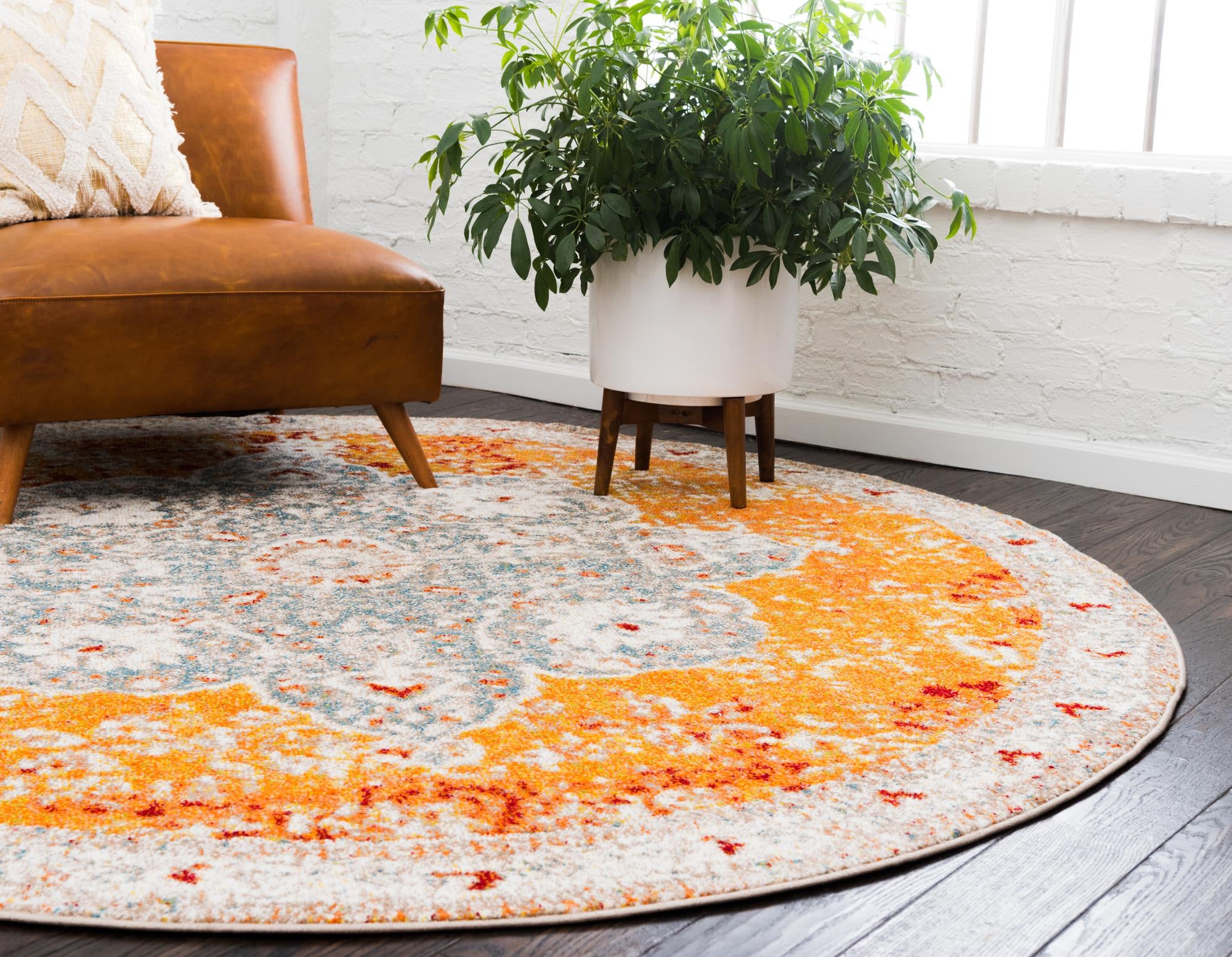Orange 8' x 8' Veneto Round Rug | Rugs.com