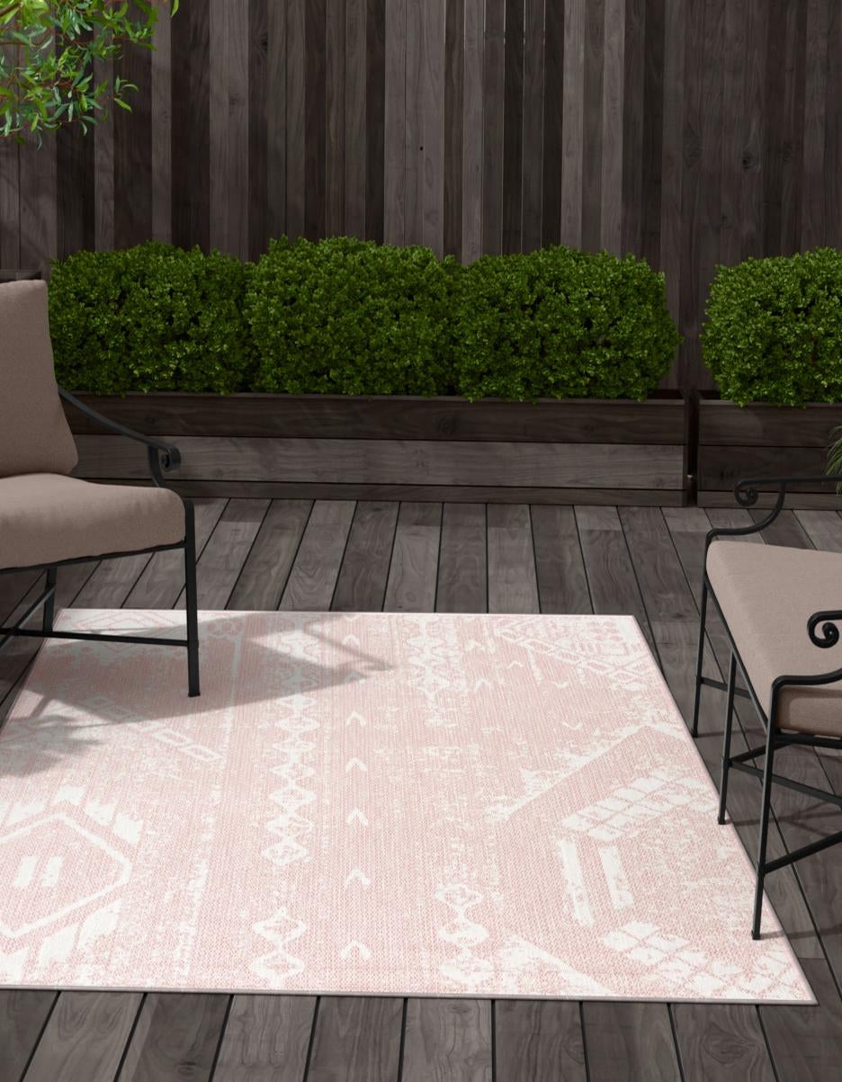 Pink 2' x 3' Bohemian Indoor / Outdoor Rug | Rugs.com
