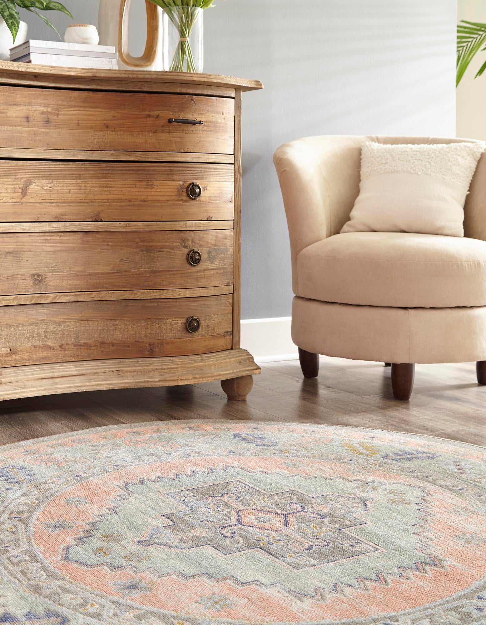 Pink 7' x 7' Whitney Round Rug | Rugs.com