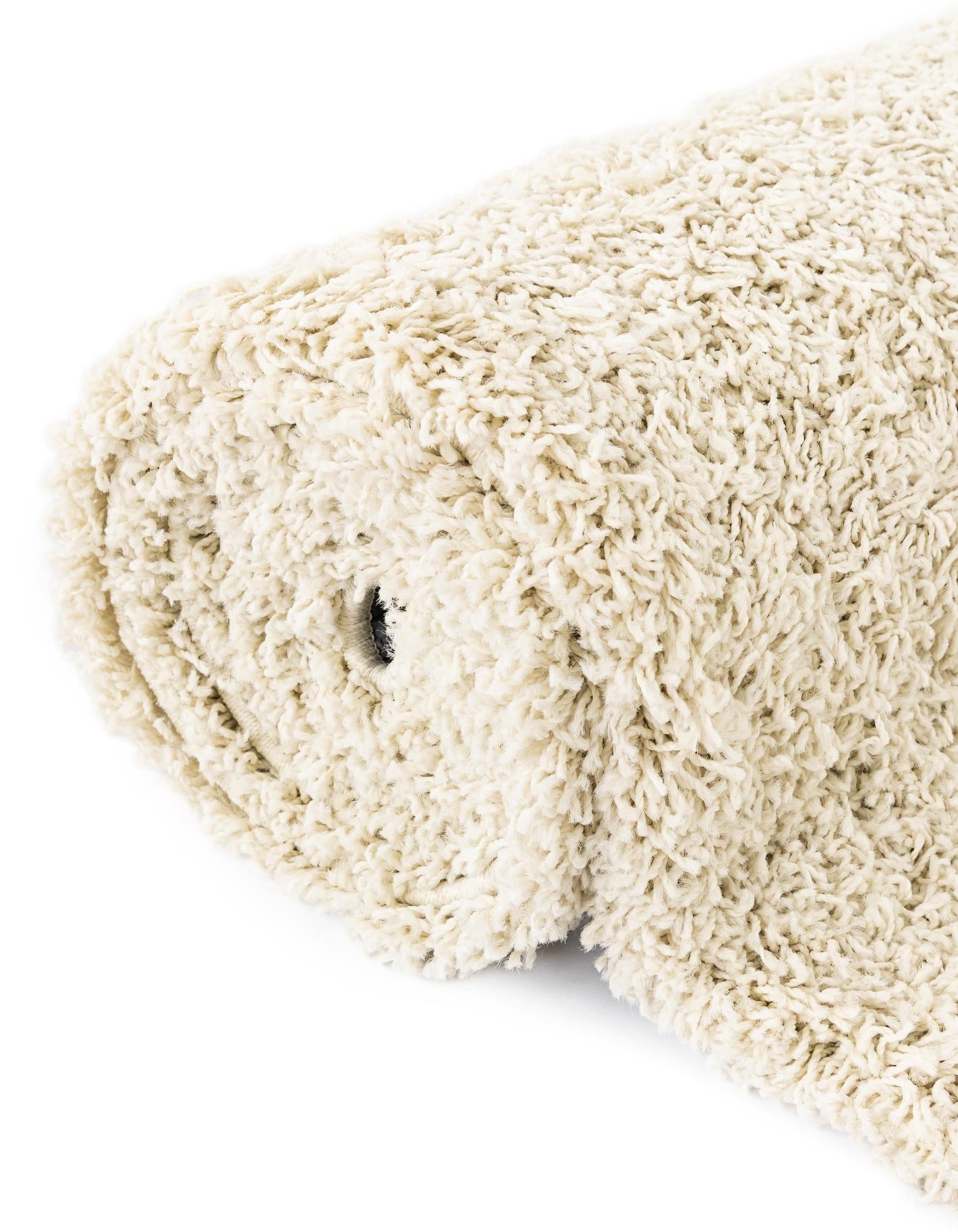 Pure Ivory 4' x 4' Solid Shag Round Rug | Rugs.com