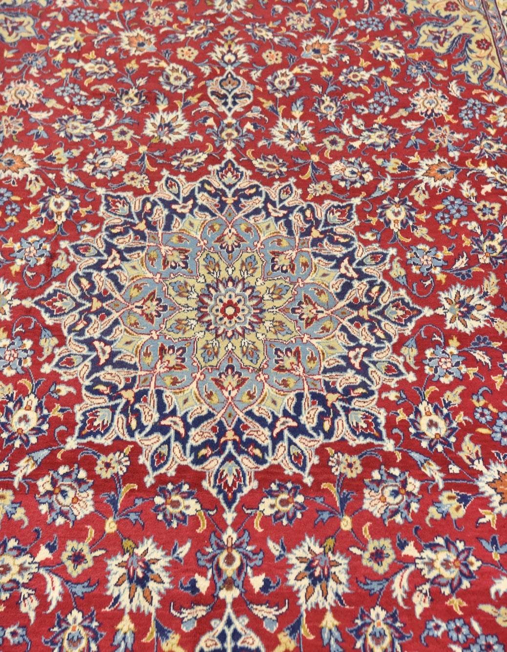 Red 9' 9 x 13' 2 Hand Knotted Isfahan Persian Wool Rug | Rugs.com