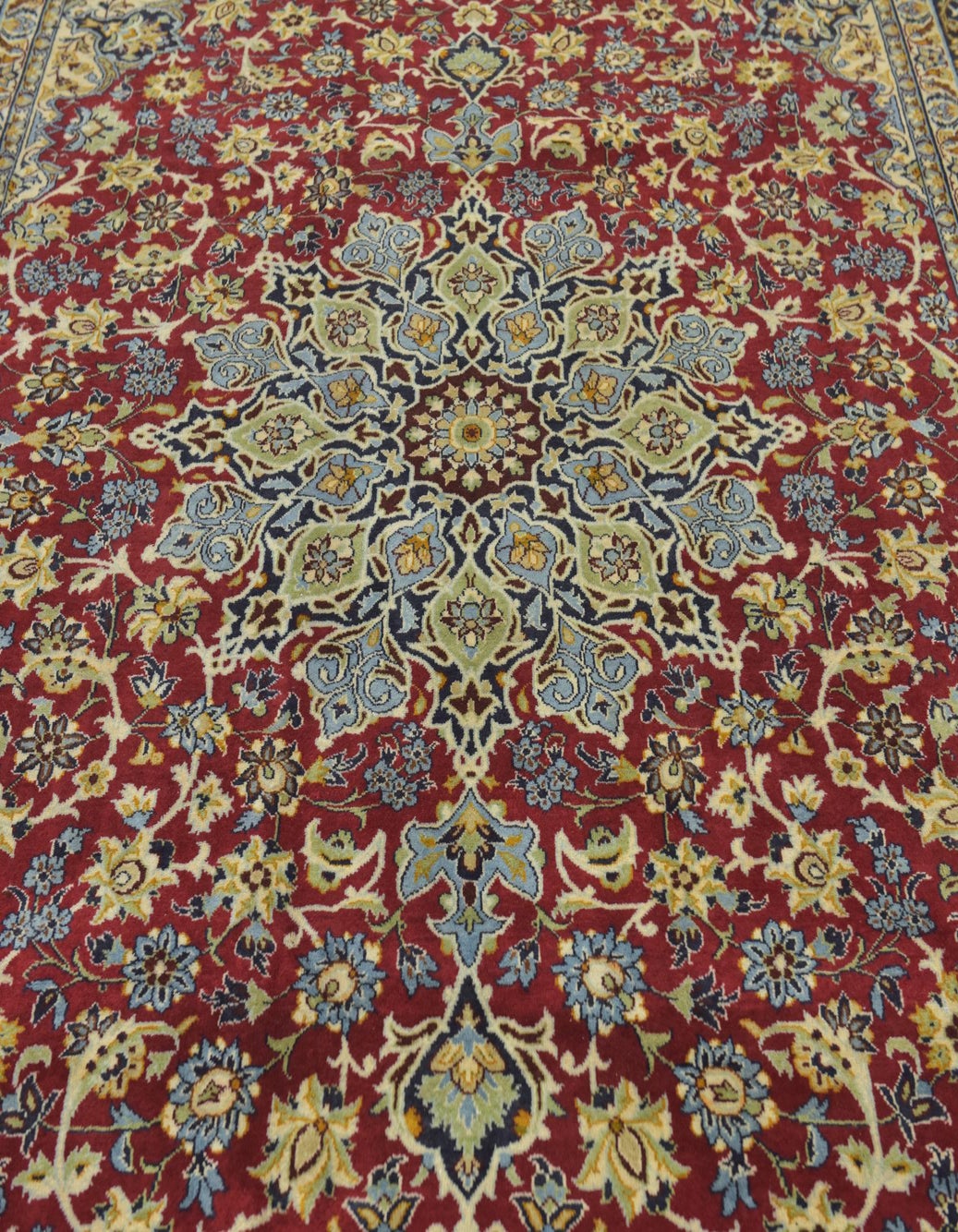 Red 9' 7 x 12' 9 Hand Knotted Isfahan Persian Wool Rug | Rugs.com