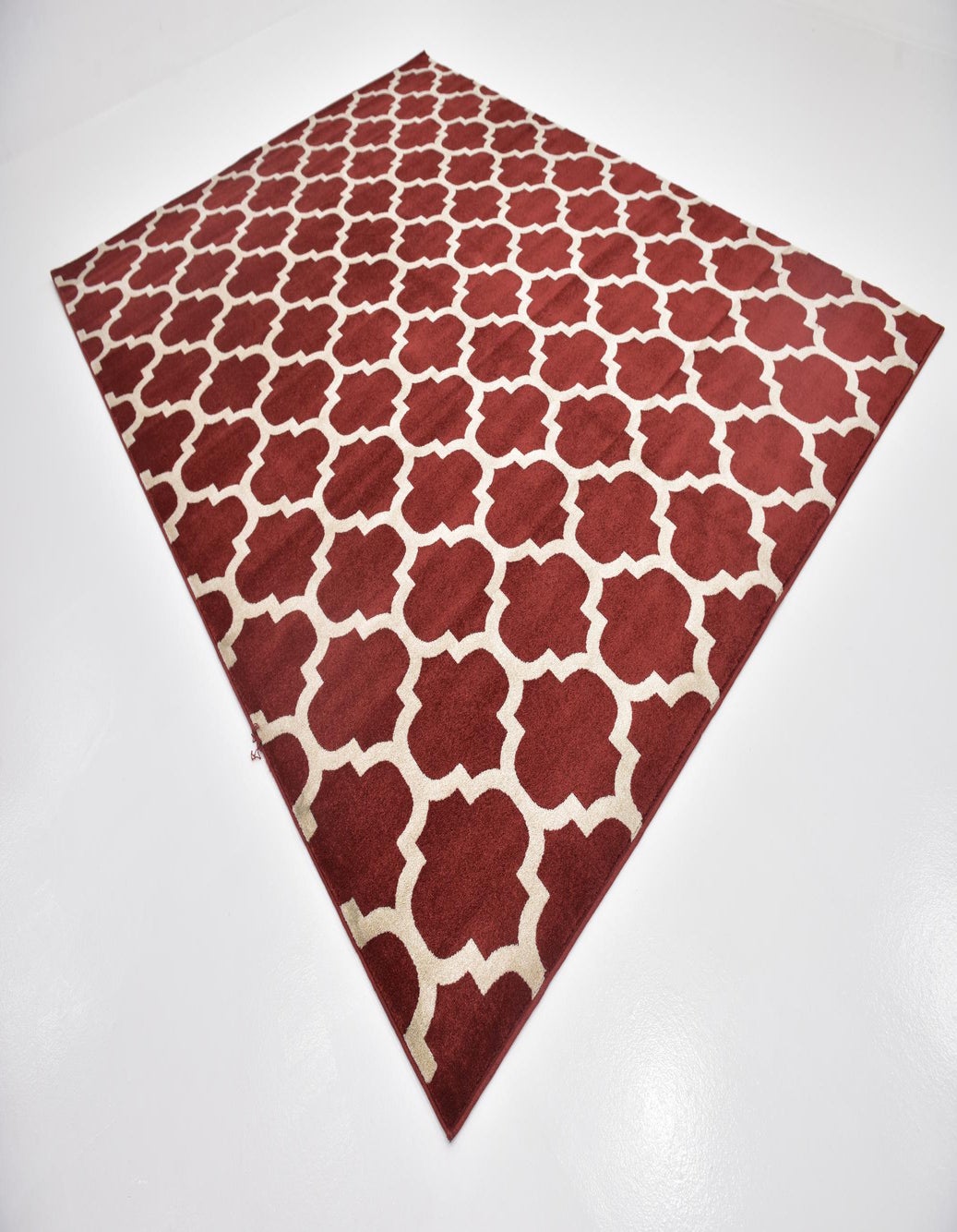 Red 9' x 12' Lattice Rug | Rugs.com
