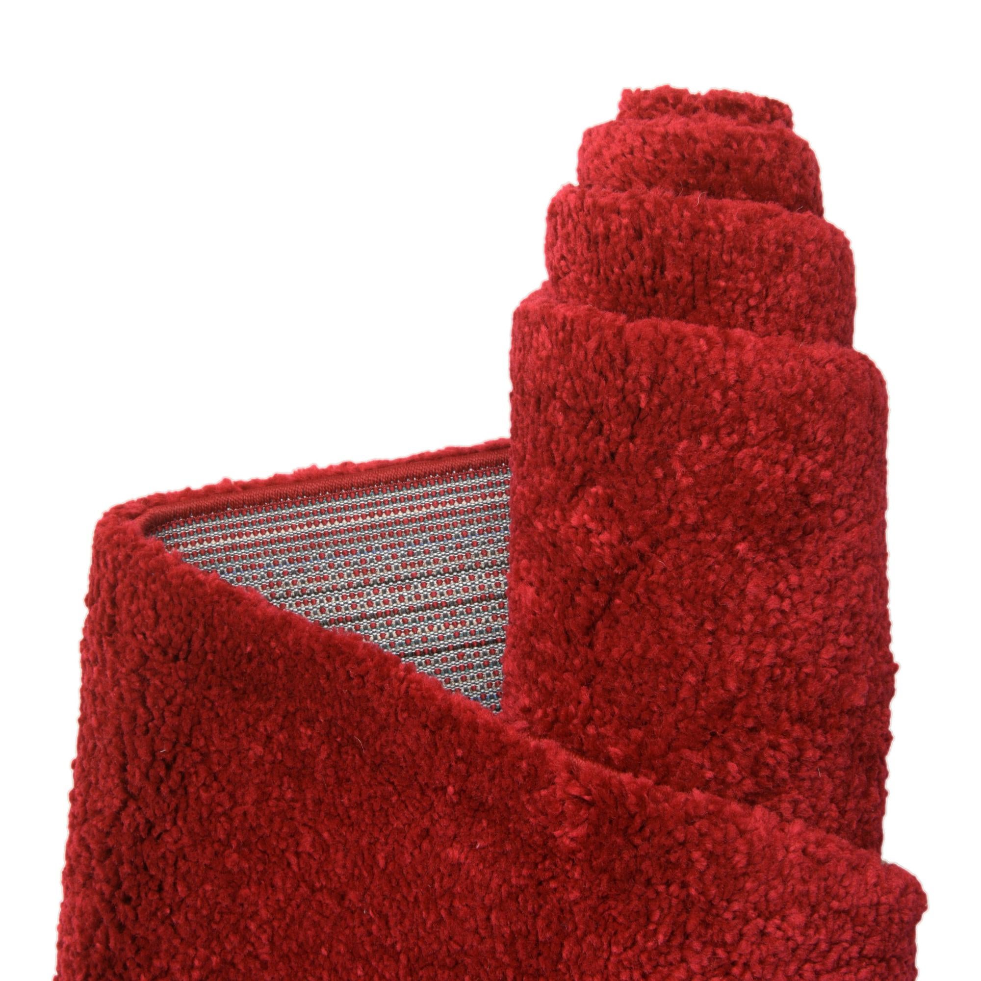 Red 5' 3 x 7' 7 Solid Frieze Rug | Rugs.com