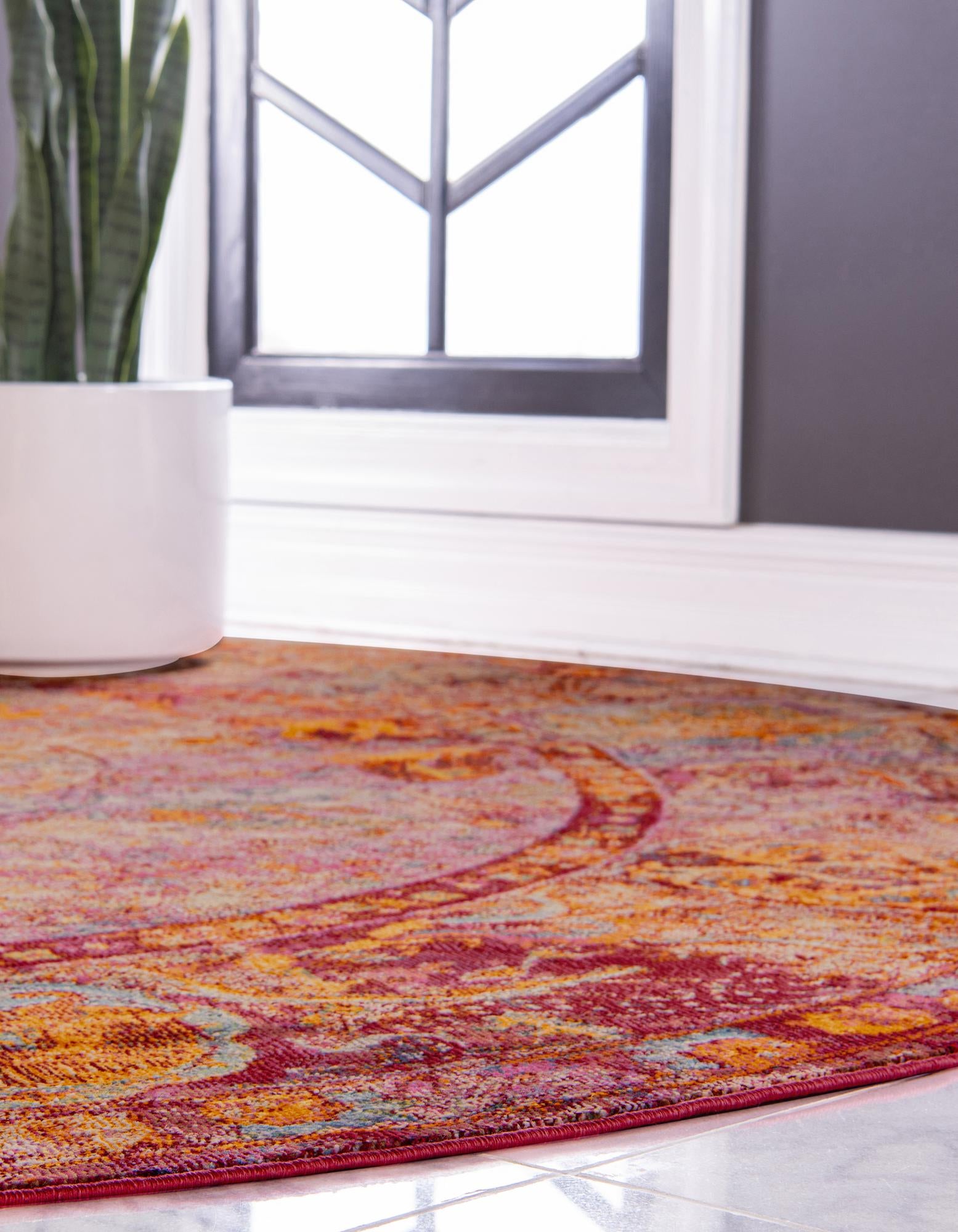 Red 8' 4 x 8' 4 Santiago Round Rug | Rugs.com