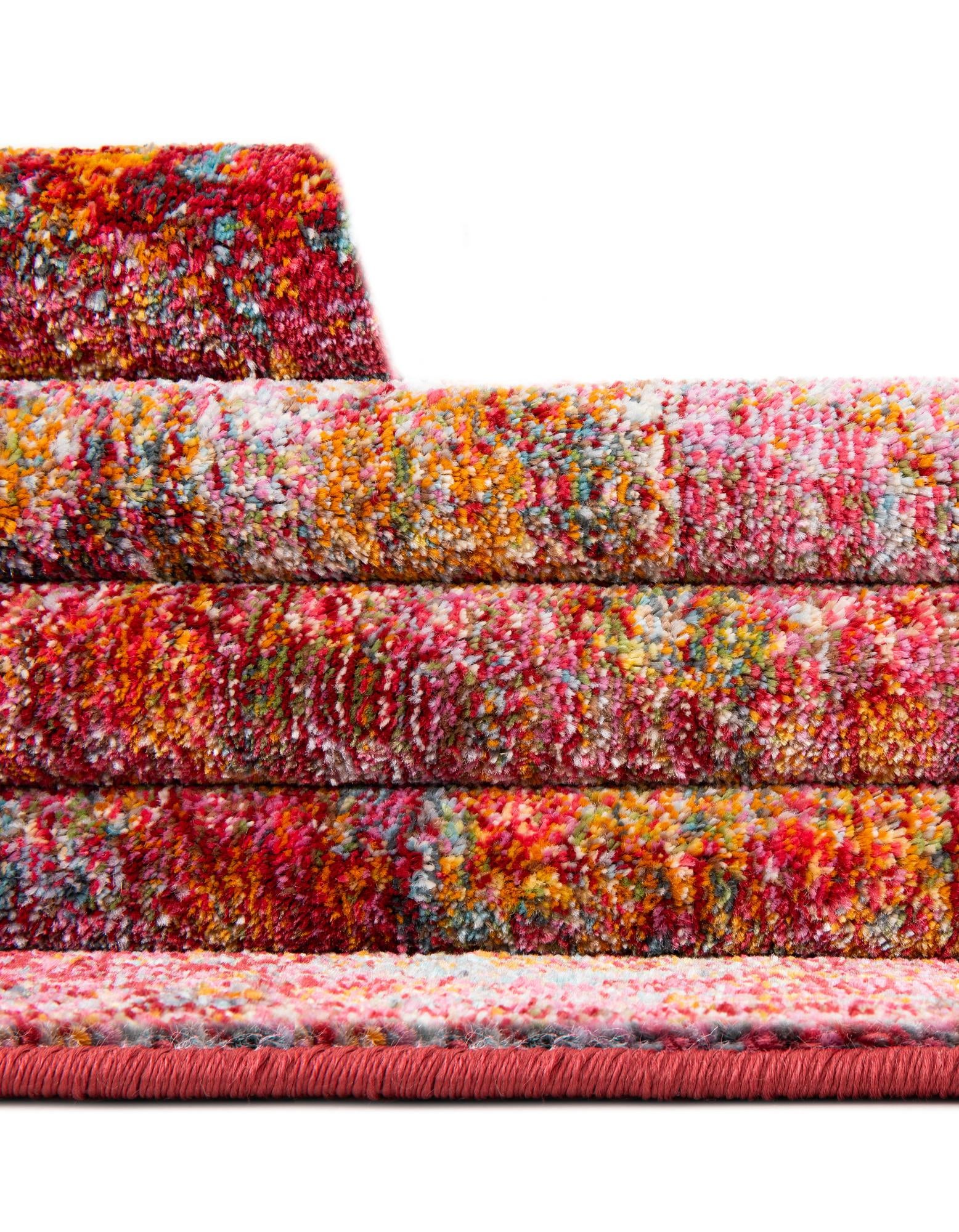 Red 8' 4 x 8' 4 Santiago Round Rug | Rugs.com