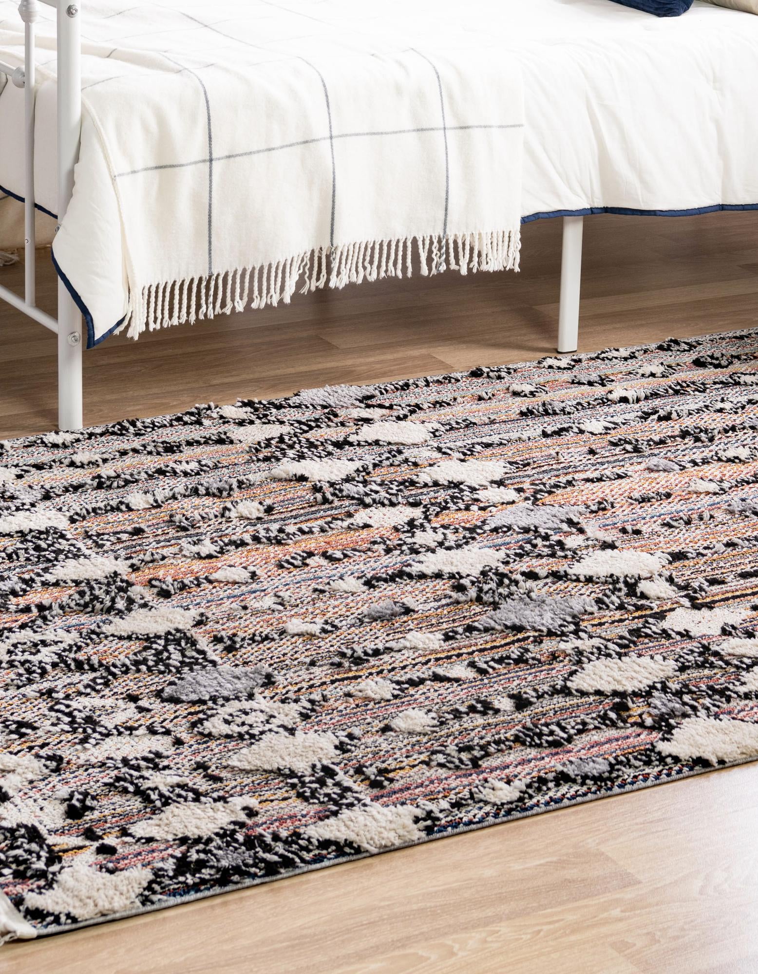 Rust Multicolor 4' x 6' Cherokee Rug | Rugs.com