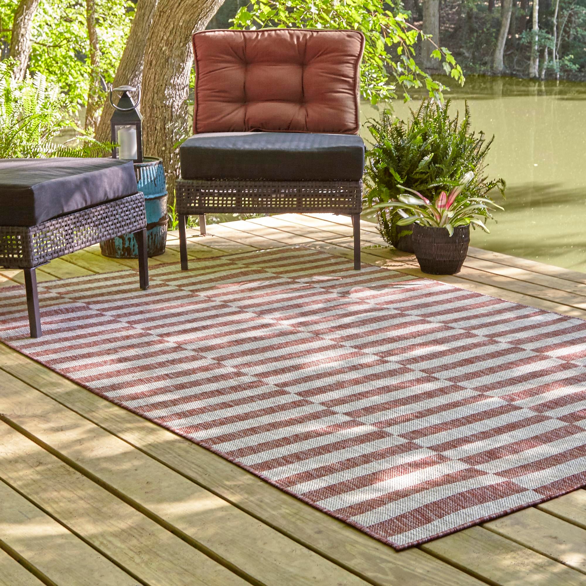 Rust Red 8' x 11' 4 Ribbon Indoor / Outdoor Rug | Rugs.com
