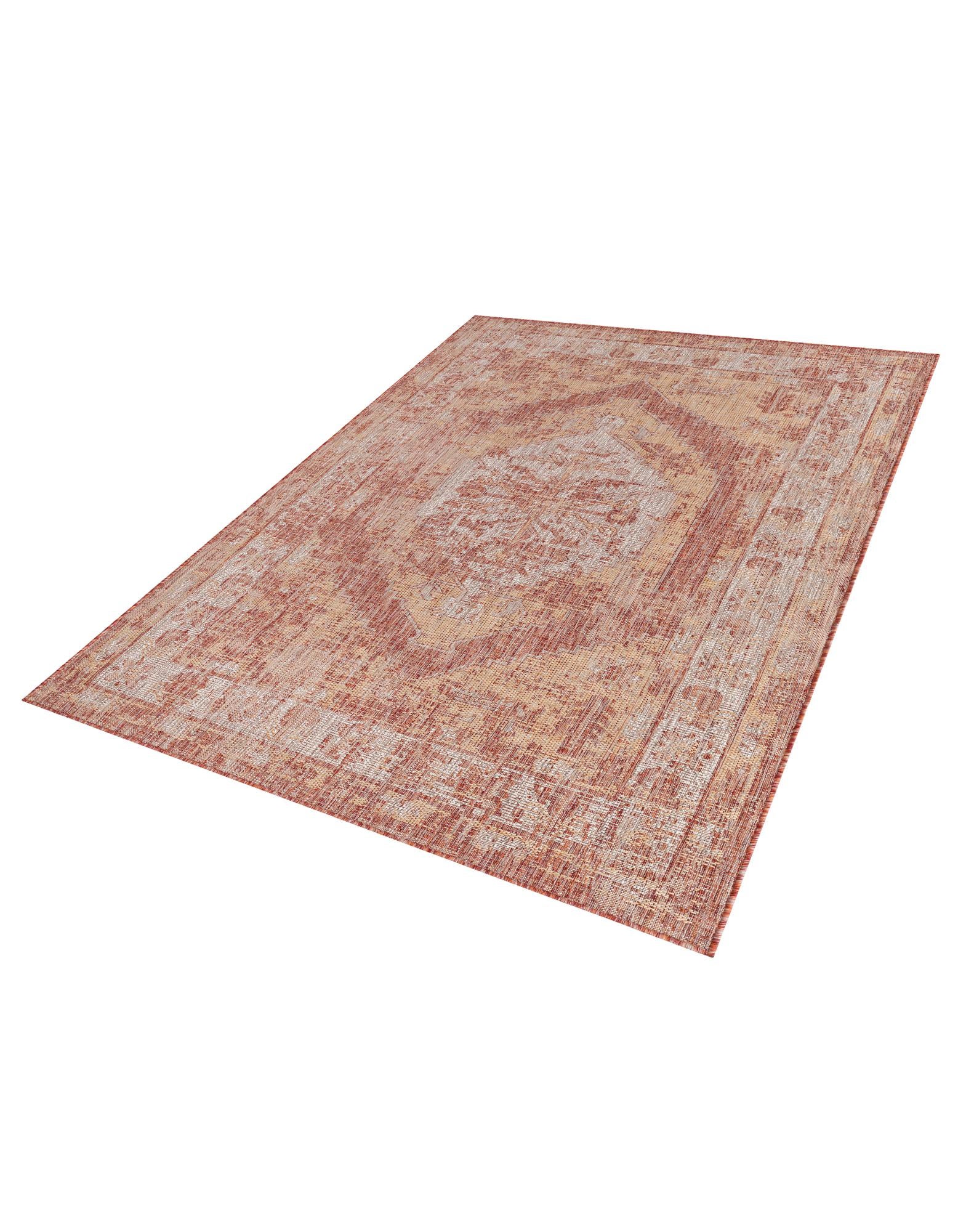 Rust Red 5' 3 x 7' 10 Traditional Indoor / Outdoor Rug | Rugs.com