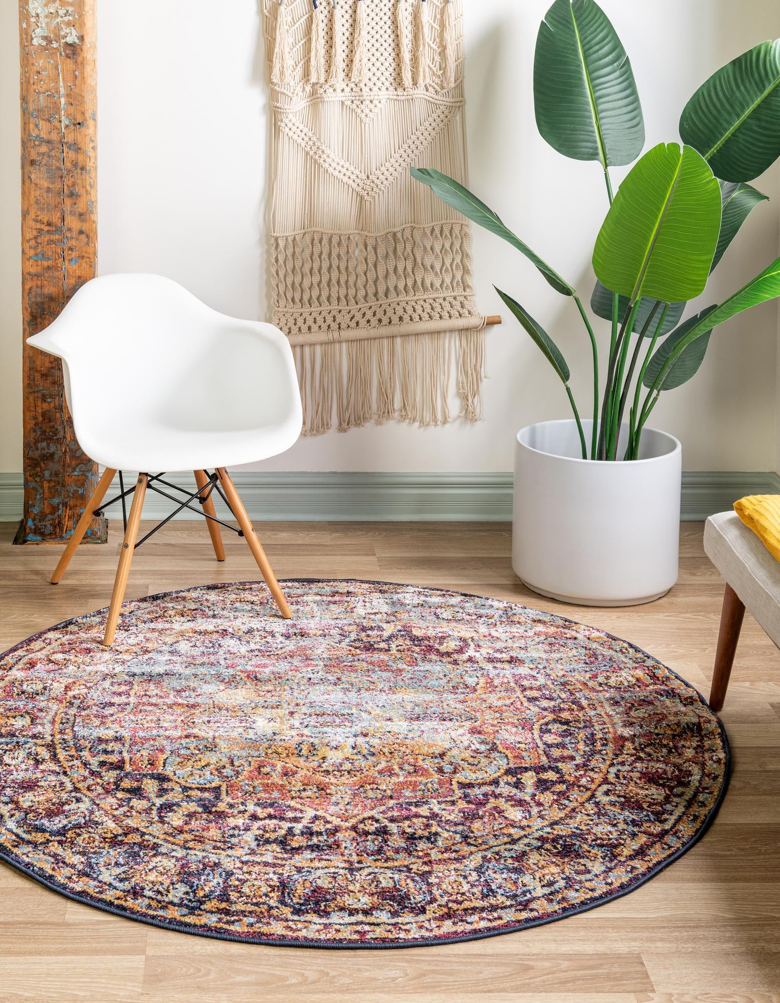 Rust Red 8' 4 x 8' 4 Santiago Round Rug | Rugs.com