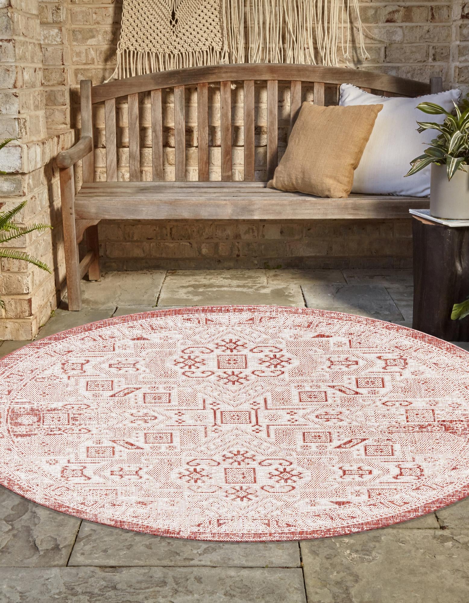 Rust Red 5' 3 x 5' 3 Aztec Indoor / Outdoor Round Rug | Rugs.com