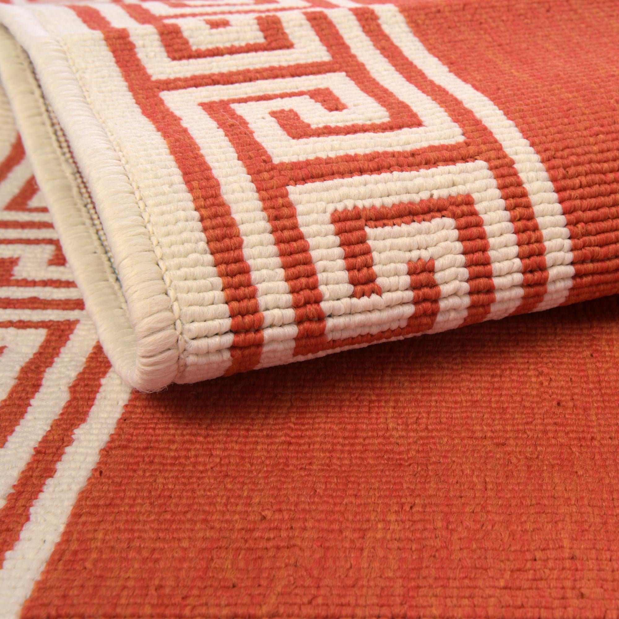 Rust Red 7' x 7' Coastal Indoor / Outdoor Round Rug | Rugs.com
