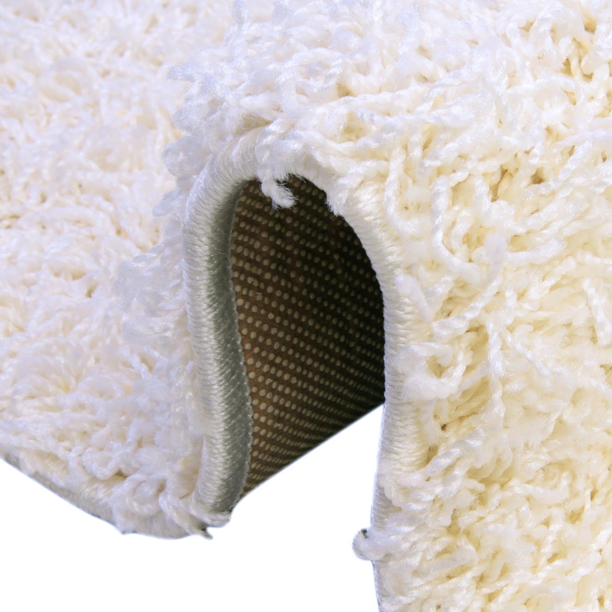 Snow White 2' 2 x 3' Comfort Solid Shag Rug | Rugs.com