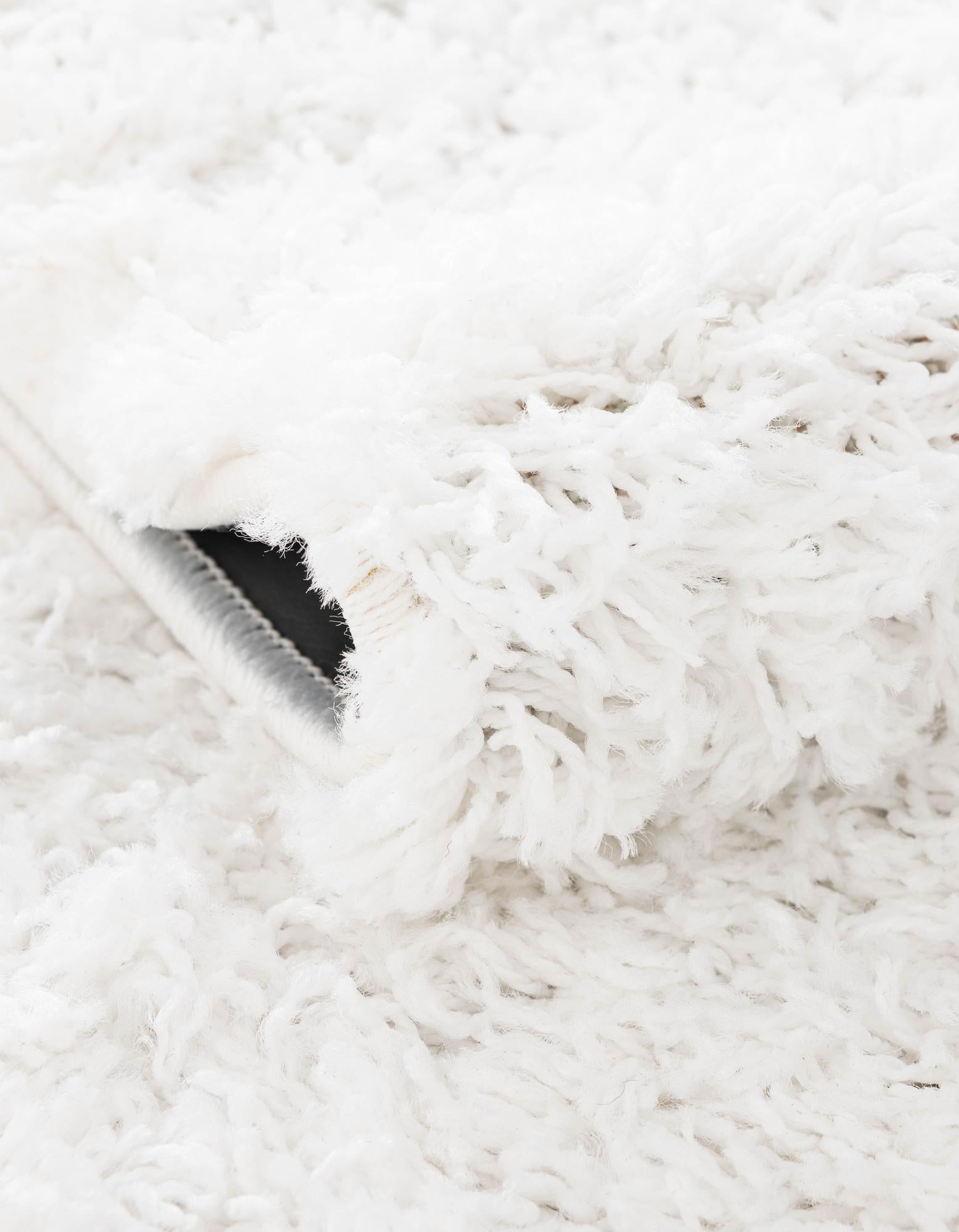 Snow White 6' x 9' Everyday Shag Rug | Rugs.com