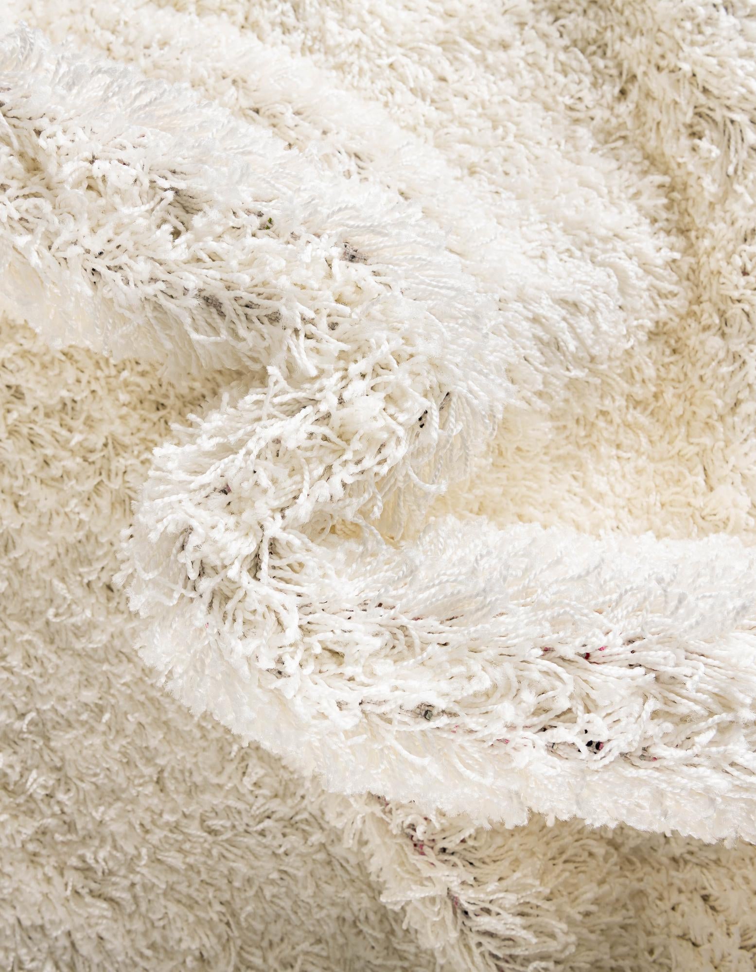 Snow White 8' x 8' Solid Shag Square Rug | Rugs.com