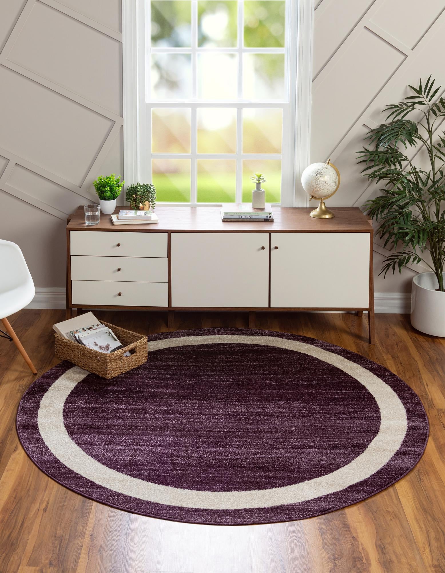 Violet 7' 10 x 7' 10 Angelica Round Rug | Rugs.com