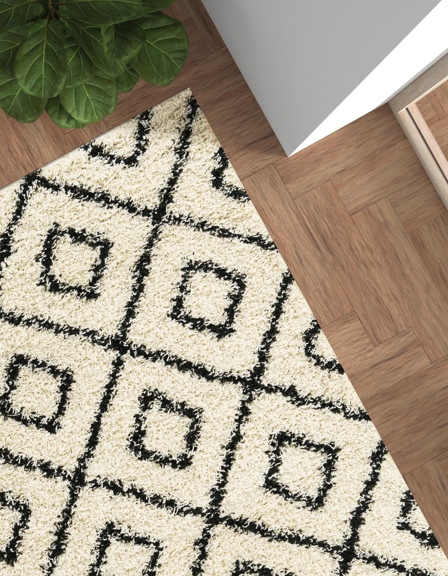 White and Black 7' 10 x 10' Lattice Shag Rug | Rugs.com