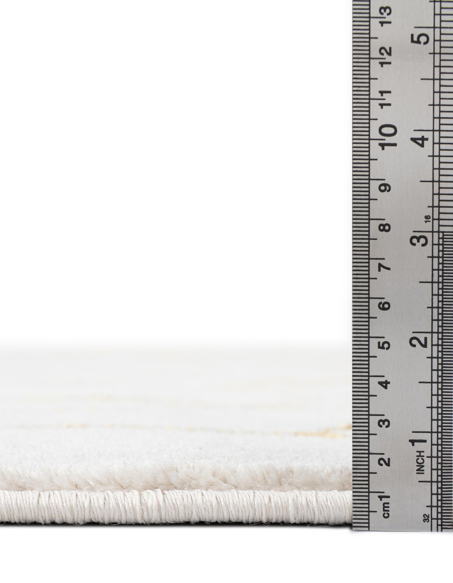 White Gold 7' 10 x 7' 10 Marilyn Monroe™ Glam Trellis Square Rug | Rugs.com