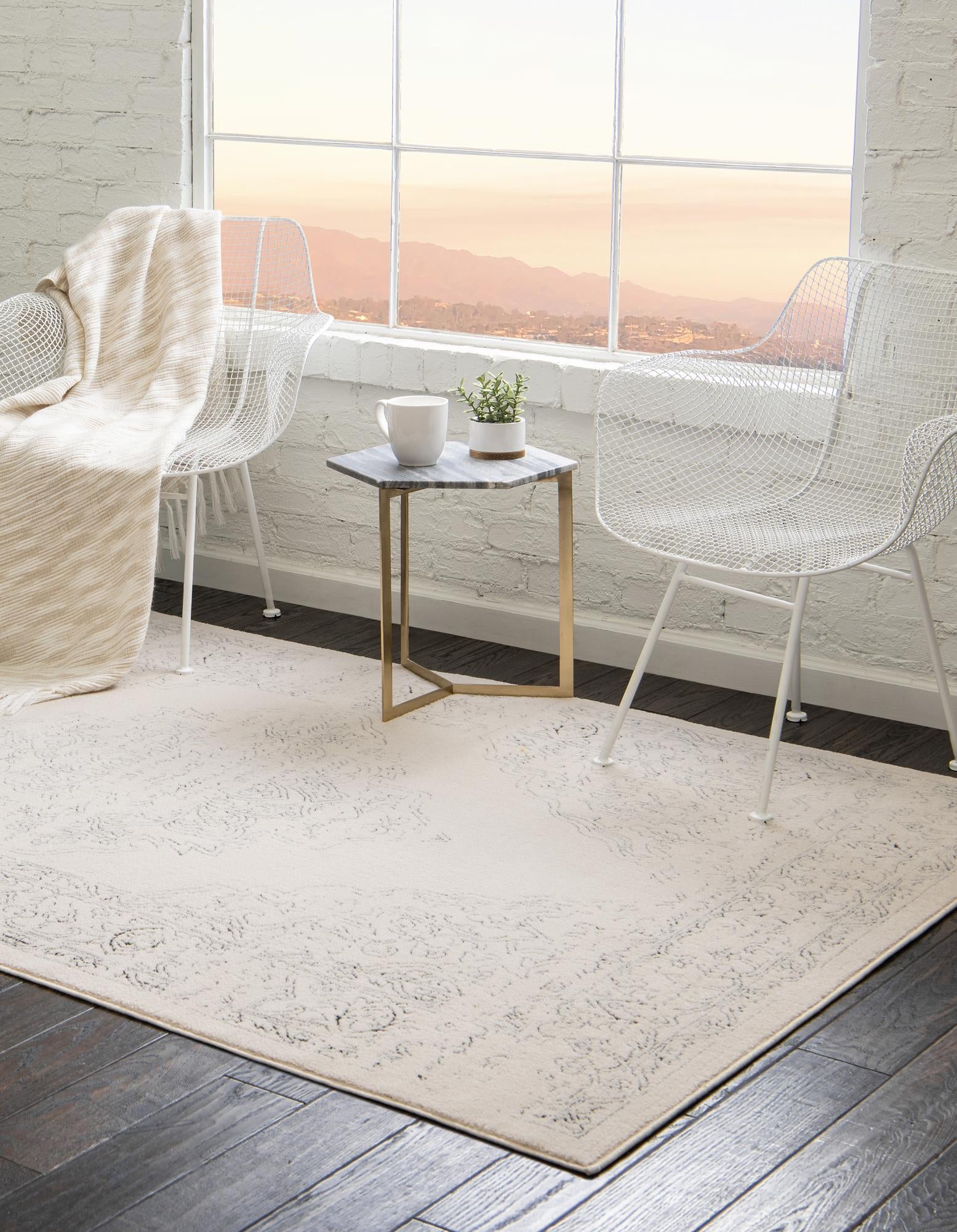 White 2' x 3' Isabella Rug | Rugs.com