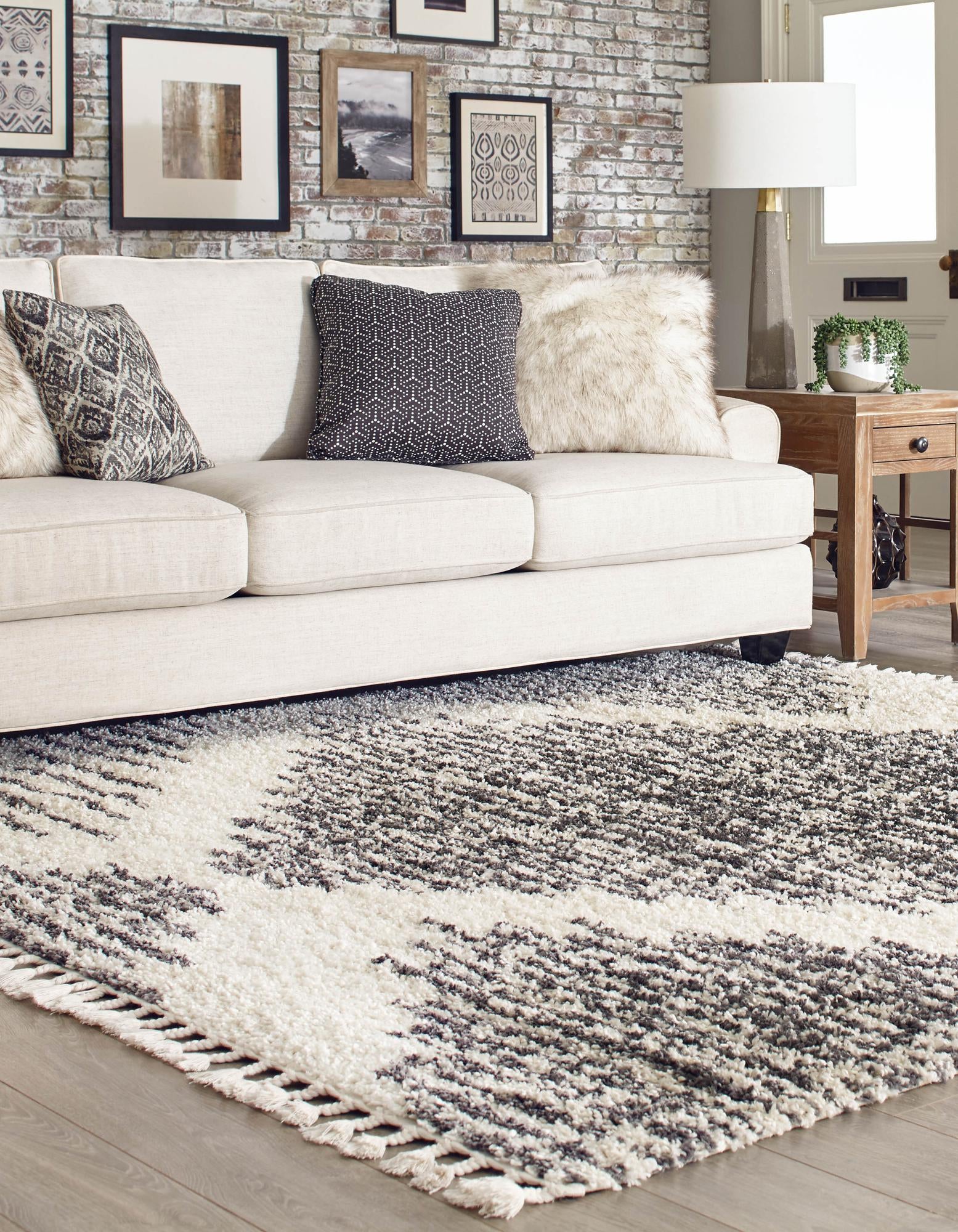 White 10' x 10' Serenity Shag Square Rug | Rugs.com