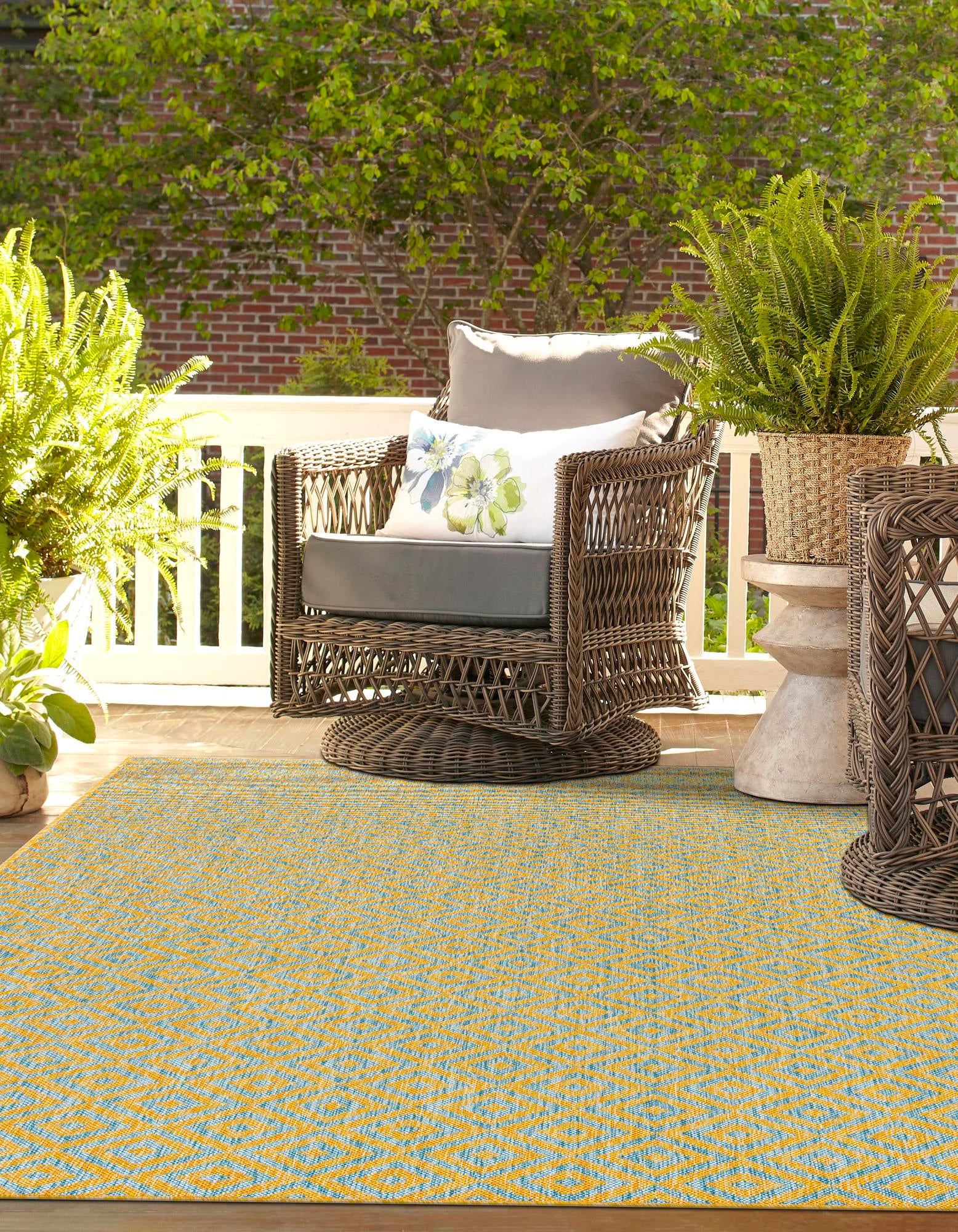 Yellow and Aqua 6' x 9' Jill Zarin Costa Rica Indoor / Outdoor Rug ...